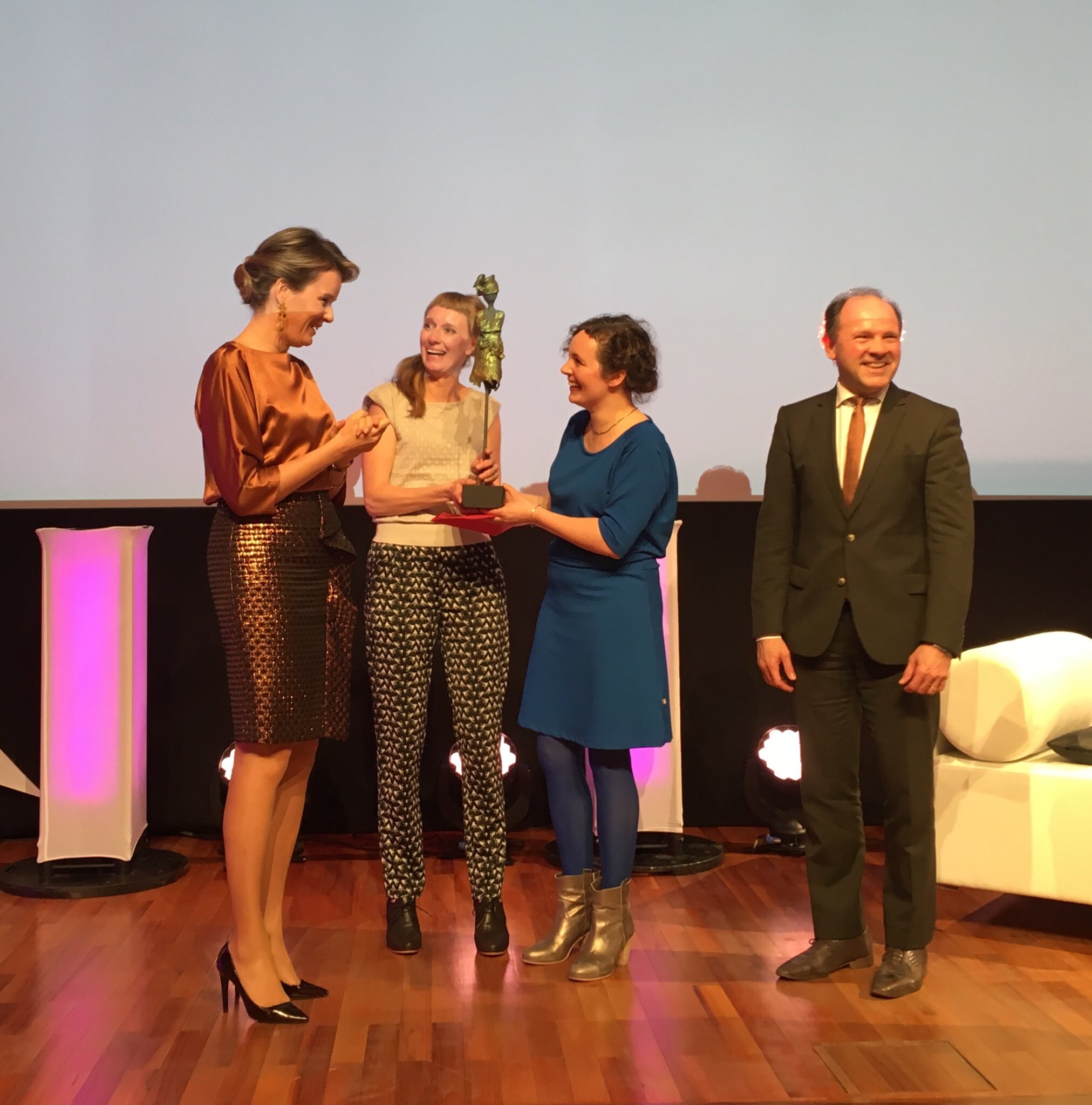 Ondernemersduo Froy & Dind wint Womed Award | De Morgen