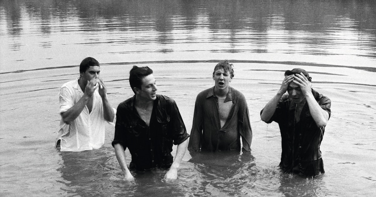Het verhaal achter ‘Hard Times’ van The Scabs: een slap excuus voor ...