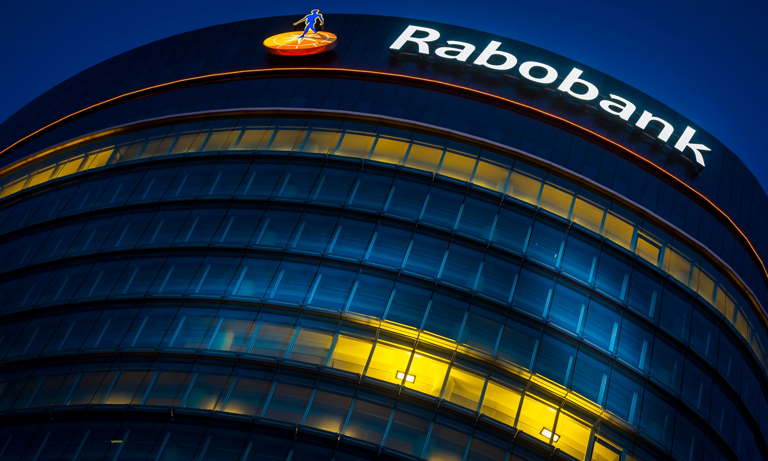 Rabobank weigert profclubs als klant wegens ‘risico op witwassen ...