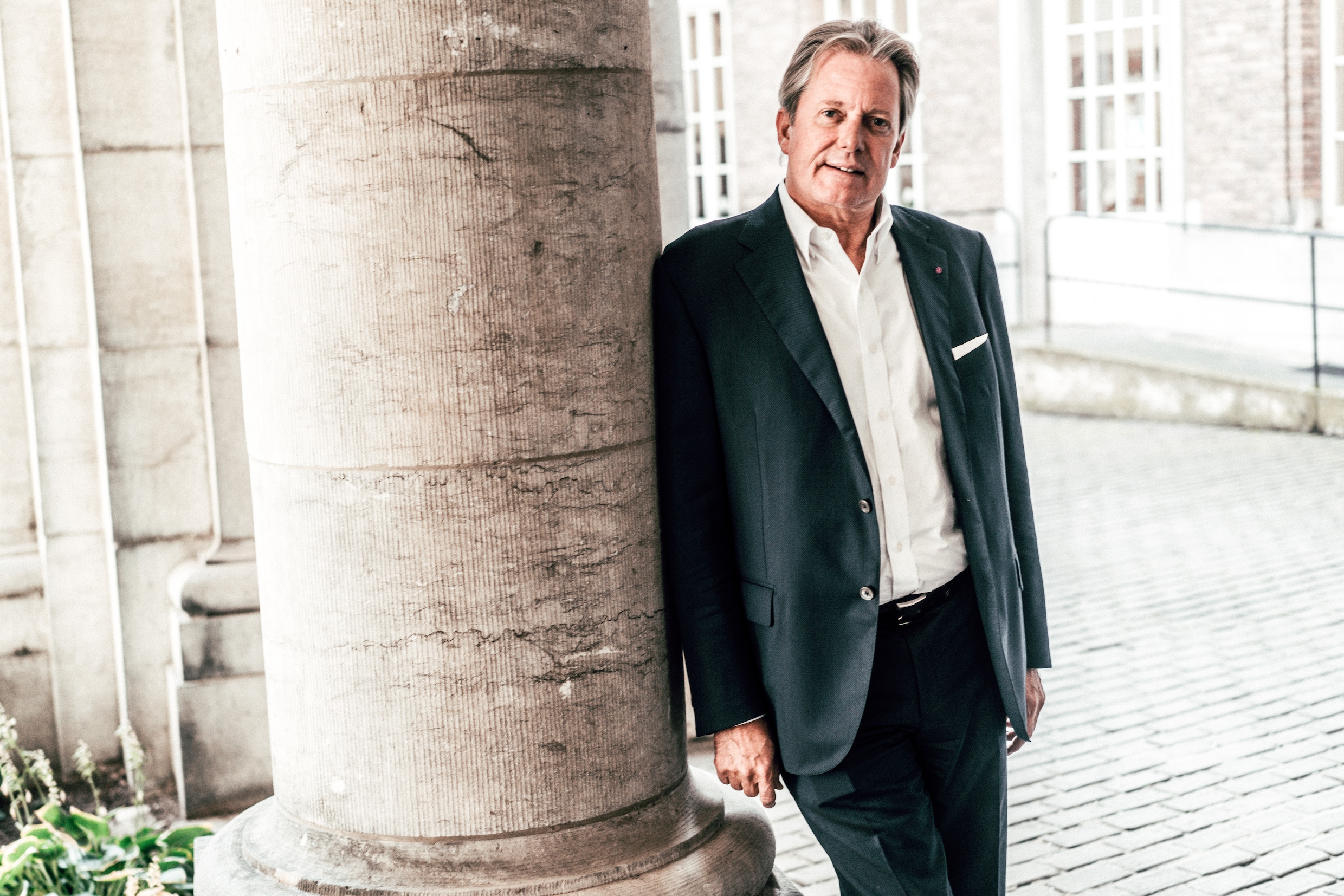 Geert Versnick: "Eén woord heeft me de das omgedaan: Bangkok" | De Morgen