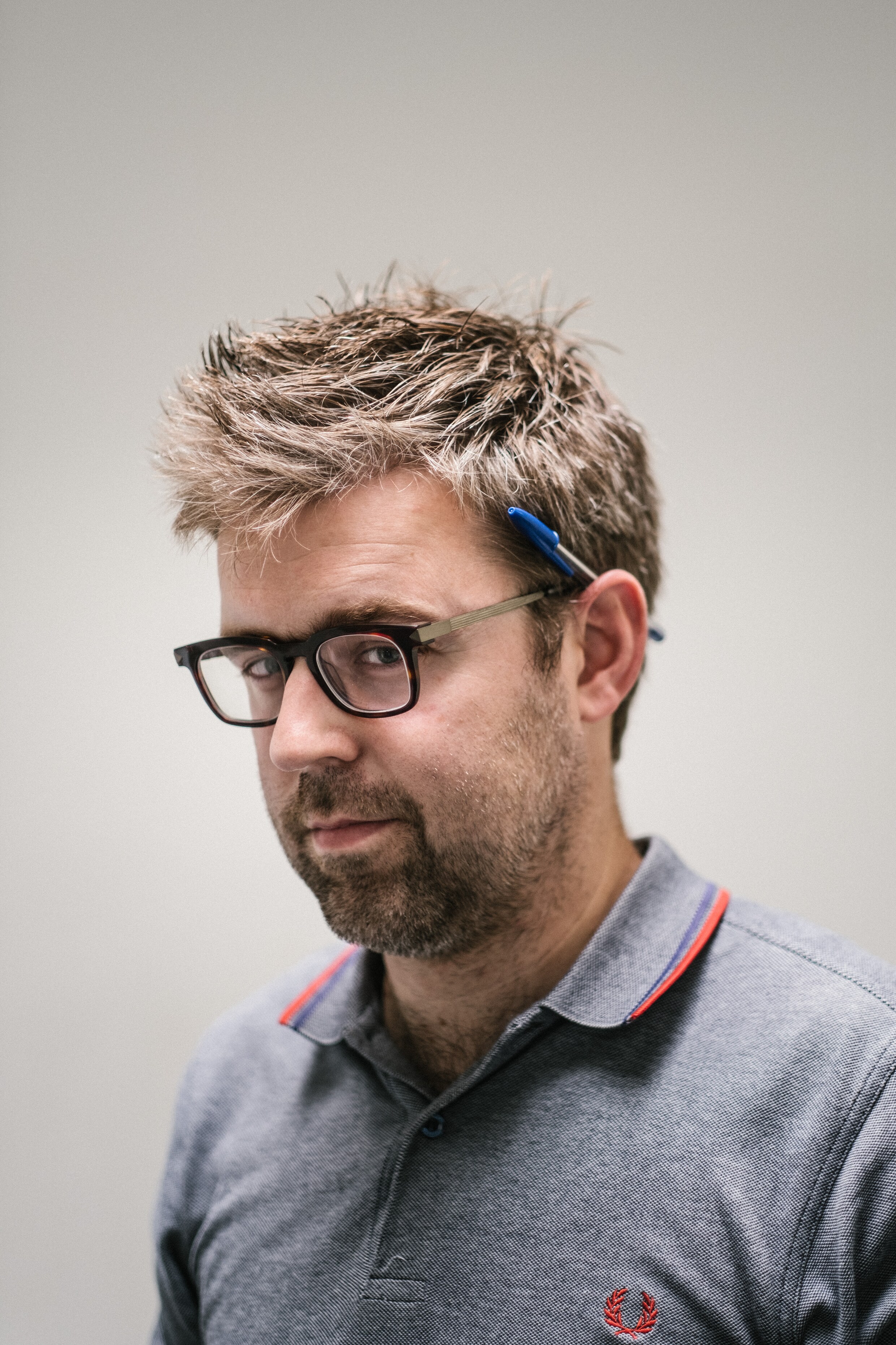 Terug van nooit echt weggeweest: de gelegenheidsdichter | De Morgen