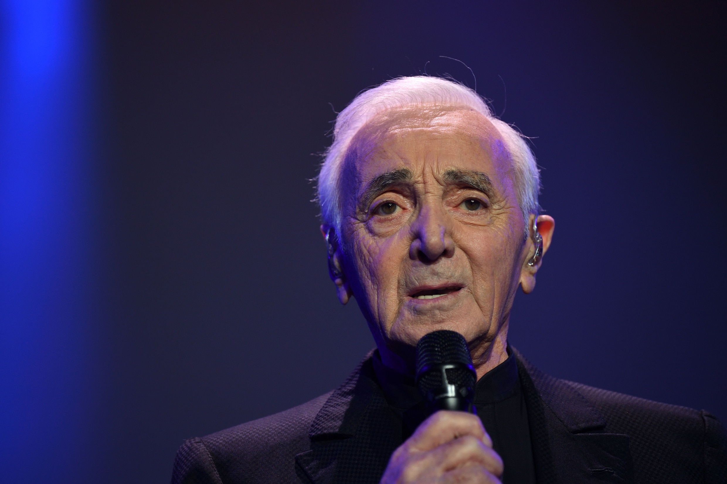 Franse zanger Charles Aznavour (94) overleden | De Morgen
