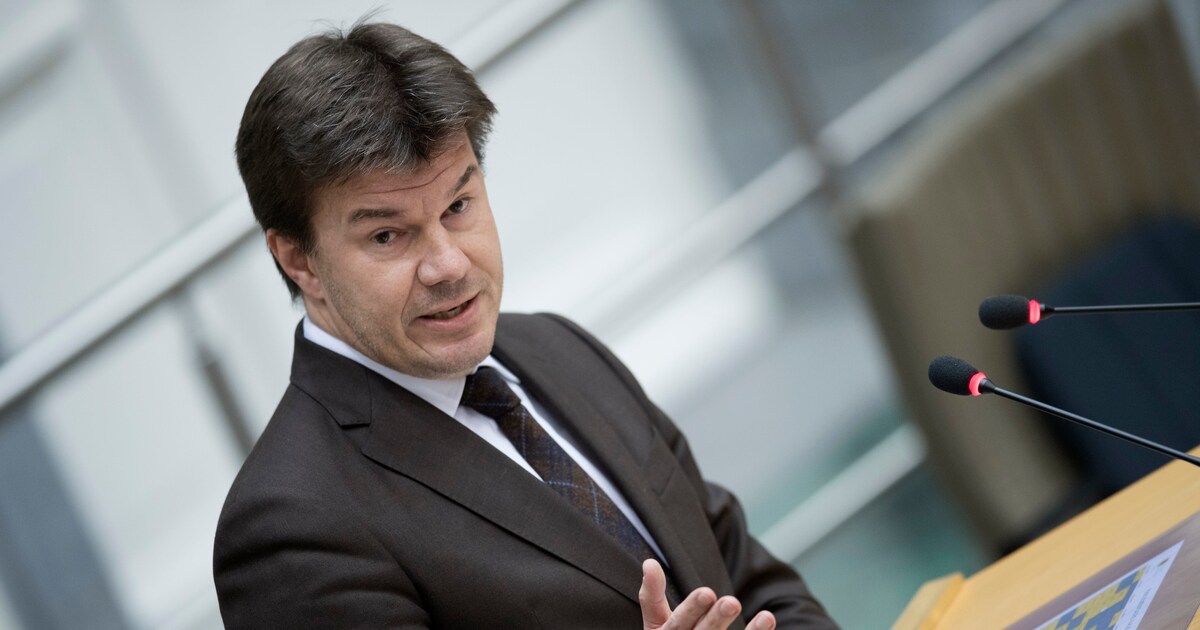 Sven Gatz ontstemd over inval bij Brusselse vzw: "Men is hier z'n ...