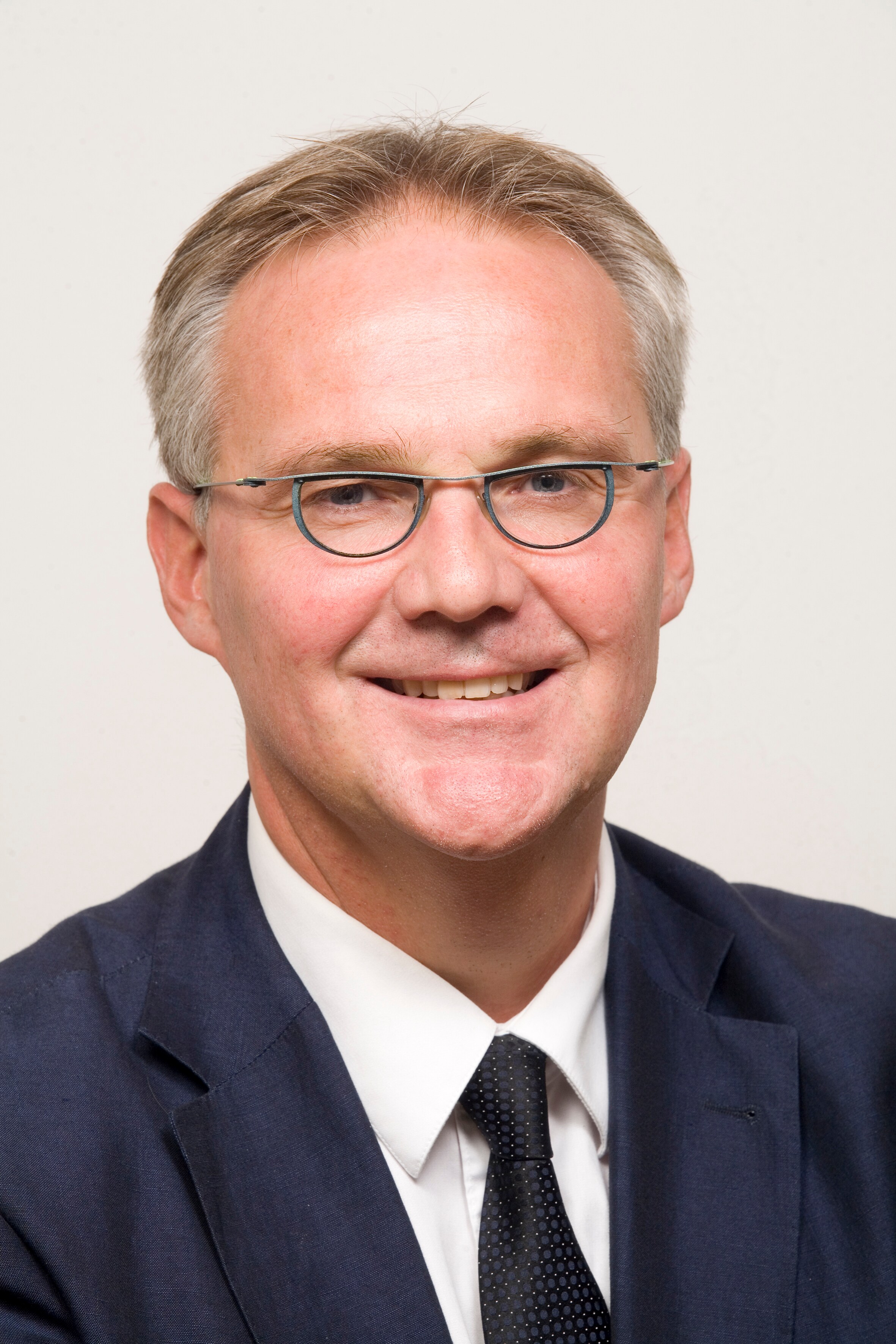 Een migratiebeleid dat werkt: is dat nu zo moeilijk? Drie alternatieve ...