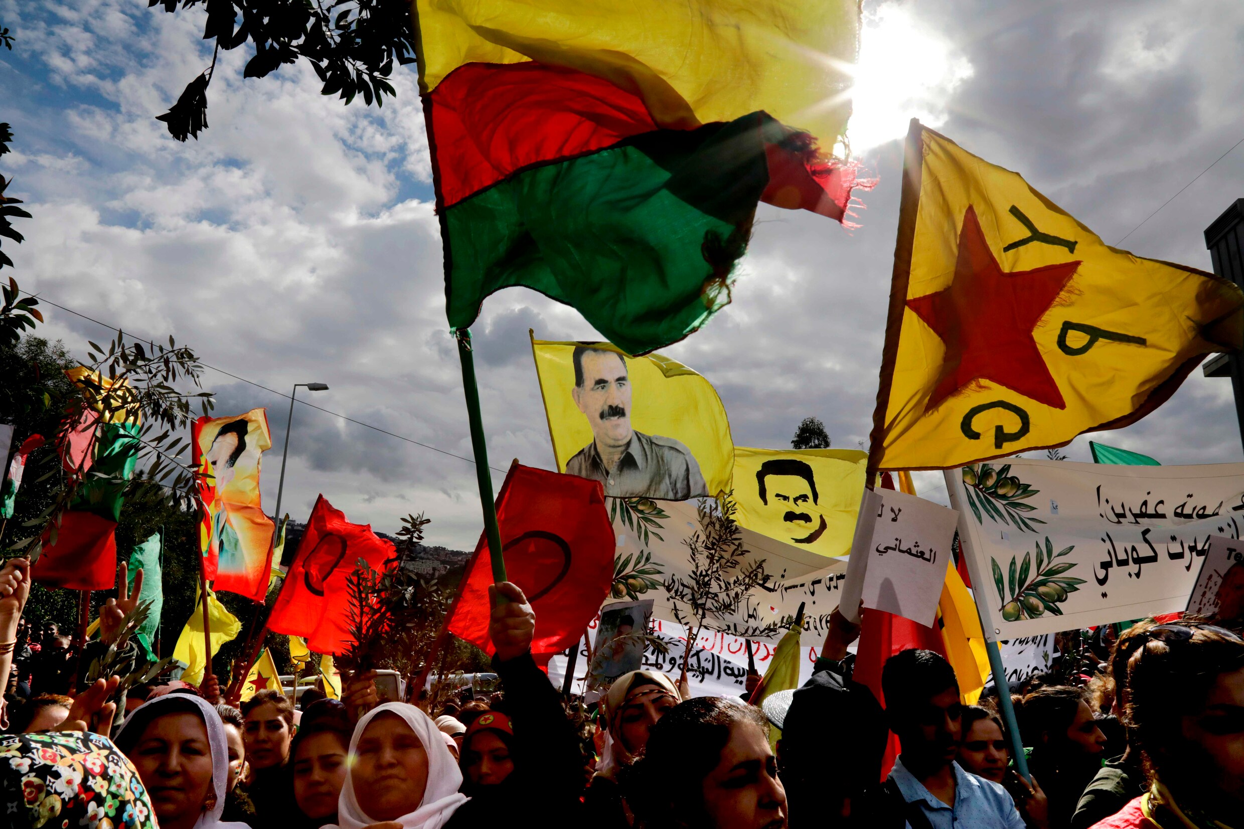 Koerden krijgen geen wapens van VS meer | De Morgen