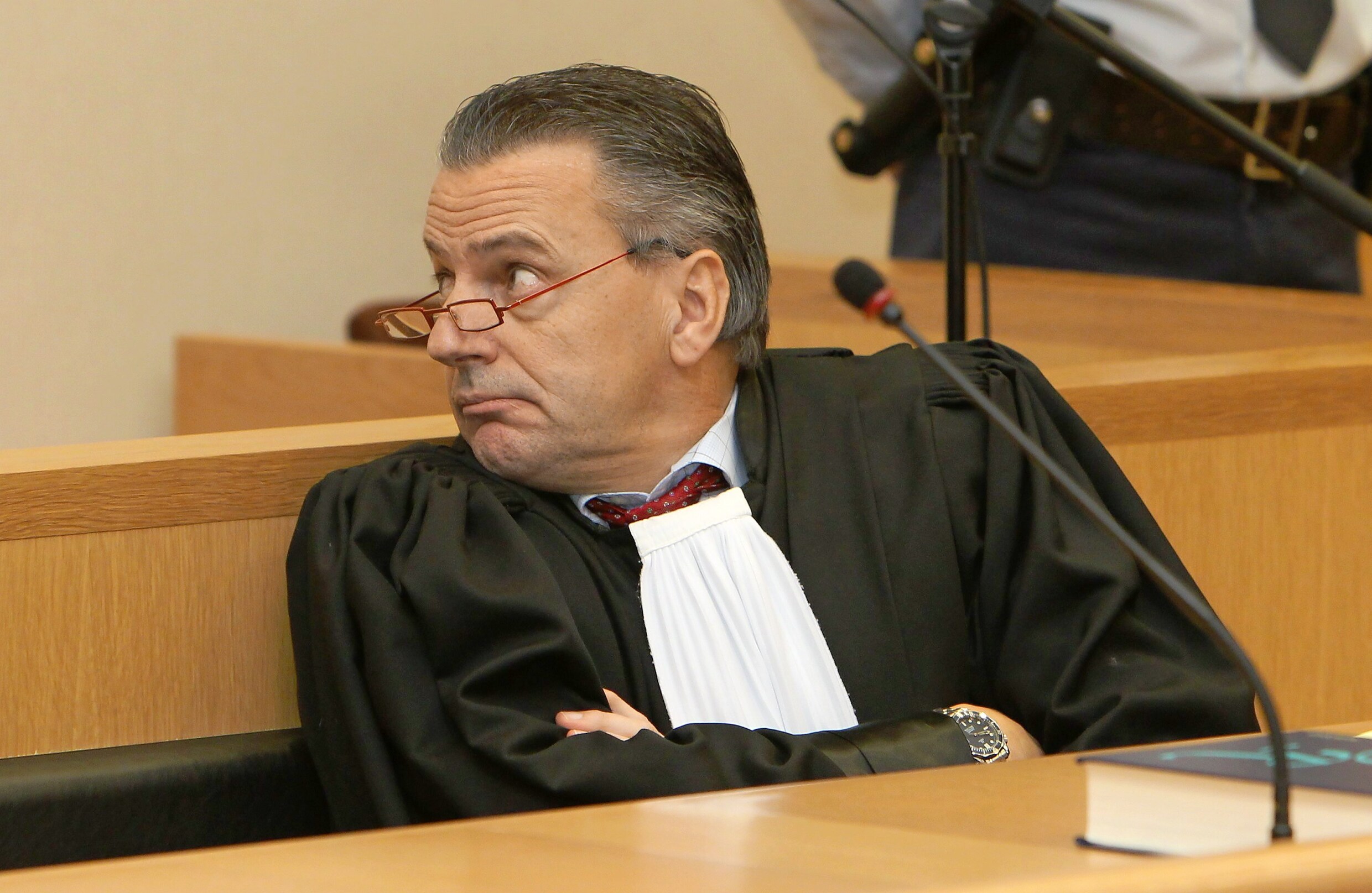 Topadvocaat Jan De Man krijgt straf met uitstel voor fiscale fraude ...
