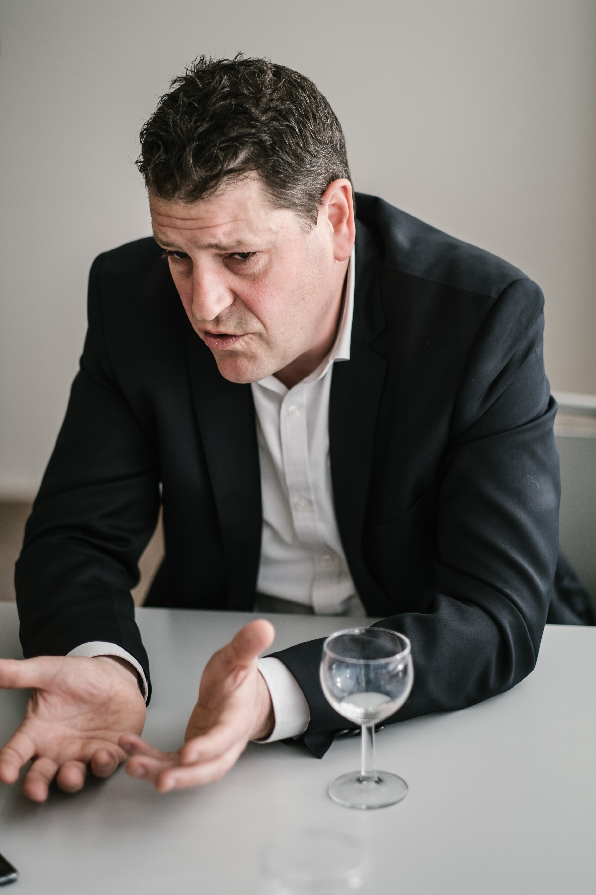 En plots is een verbroken relatie politiek nieuws | De Morgen