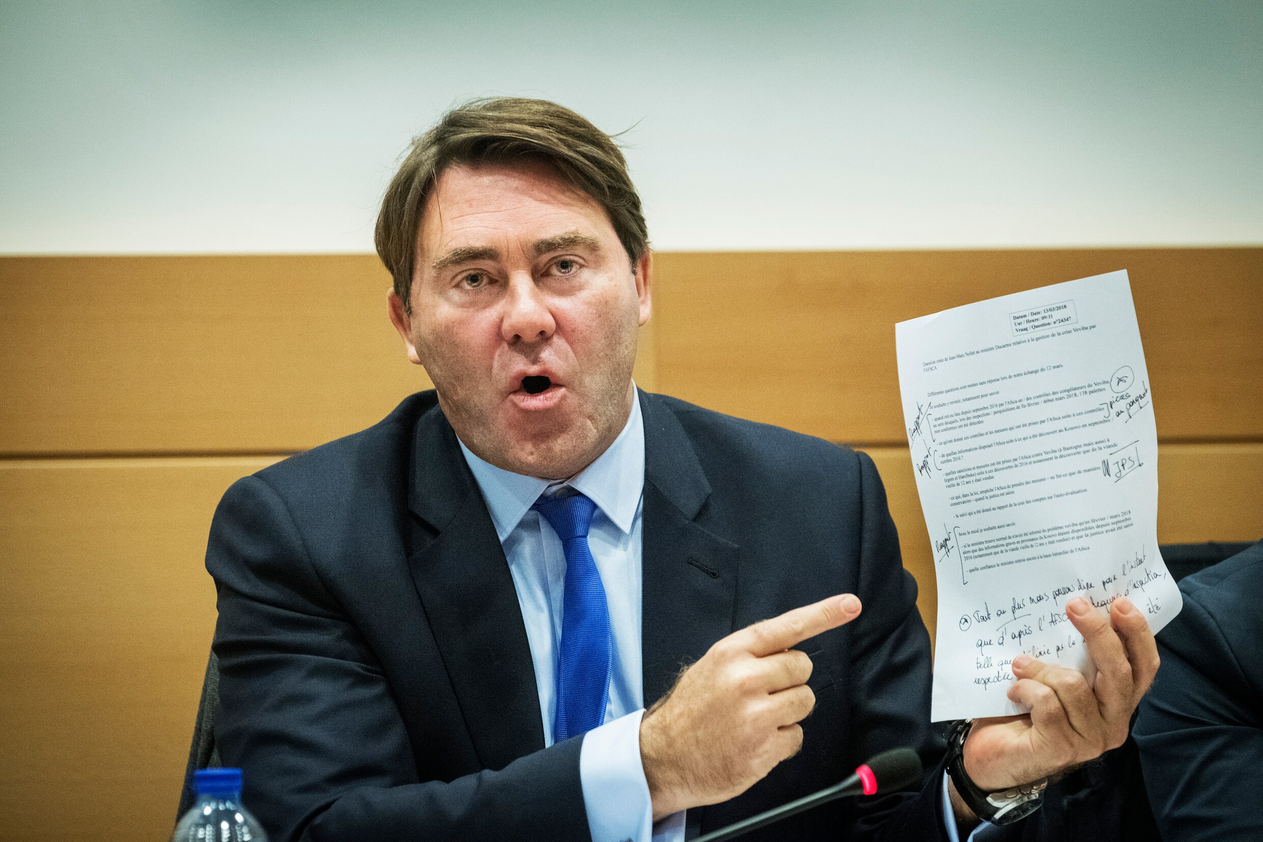 FAVV stuurt kat naar commissie over vleesschandaal | De Morgen