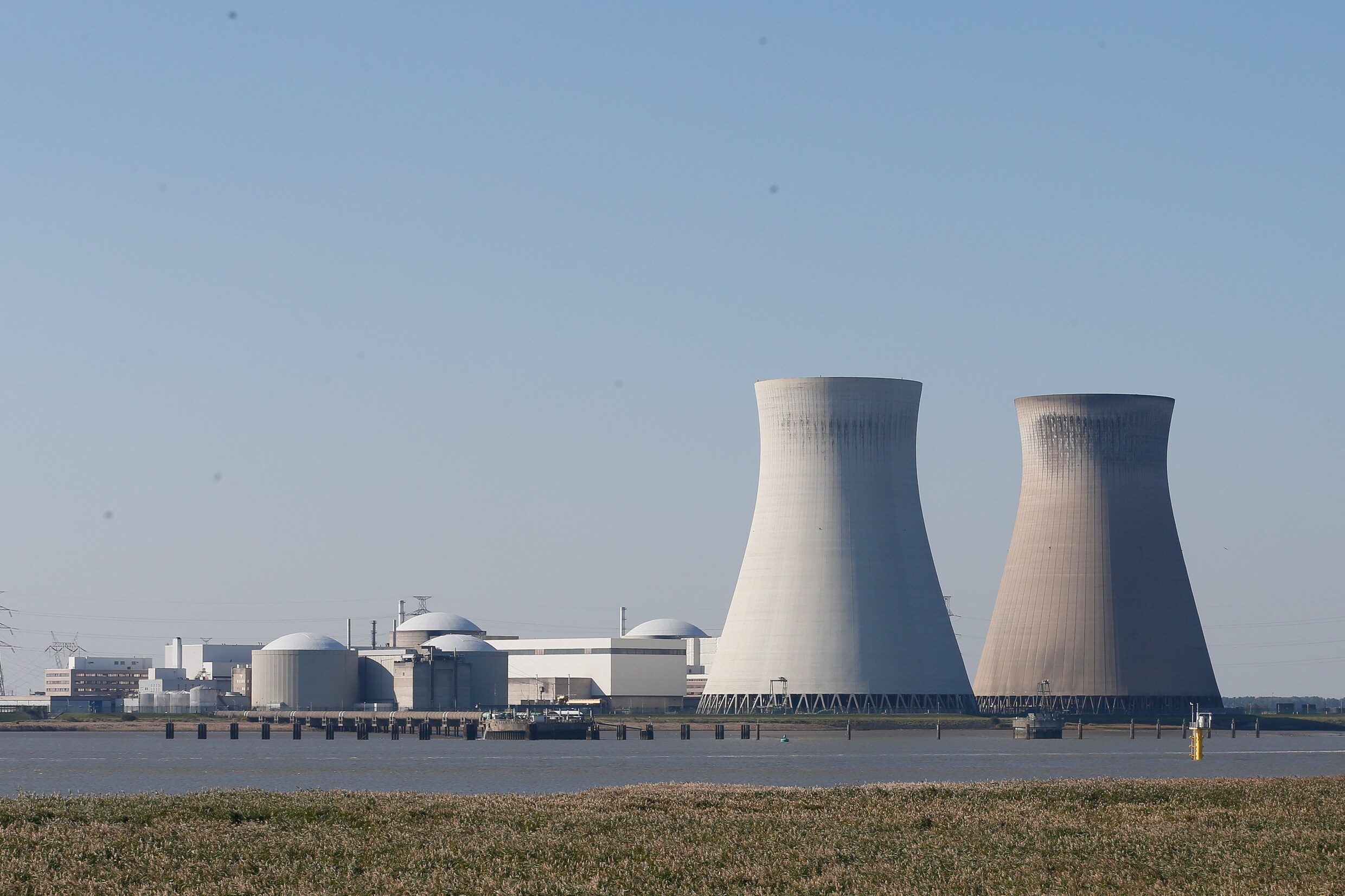 Kernreactor Doel 4 is vroeger dan voorzien heropgestart | De Morgen