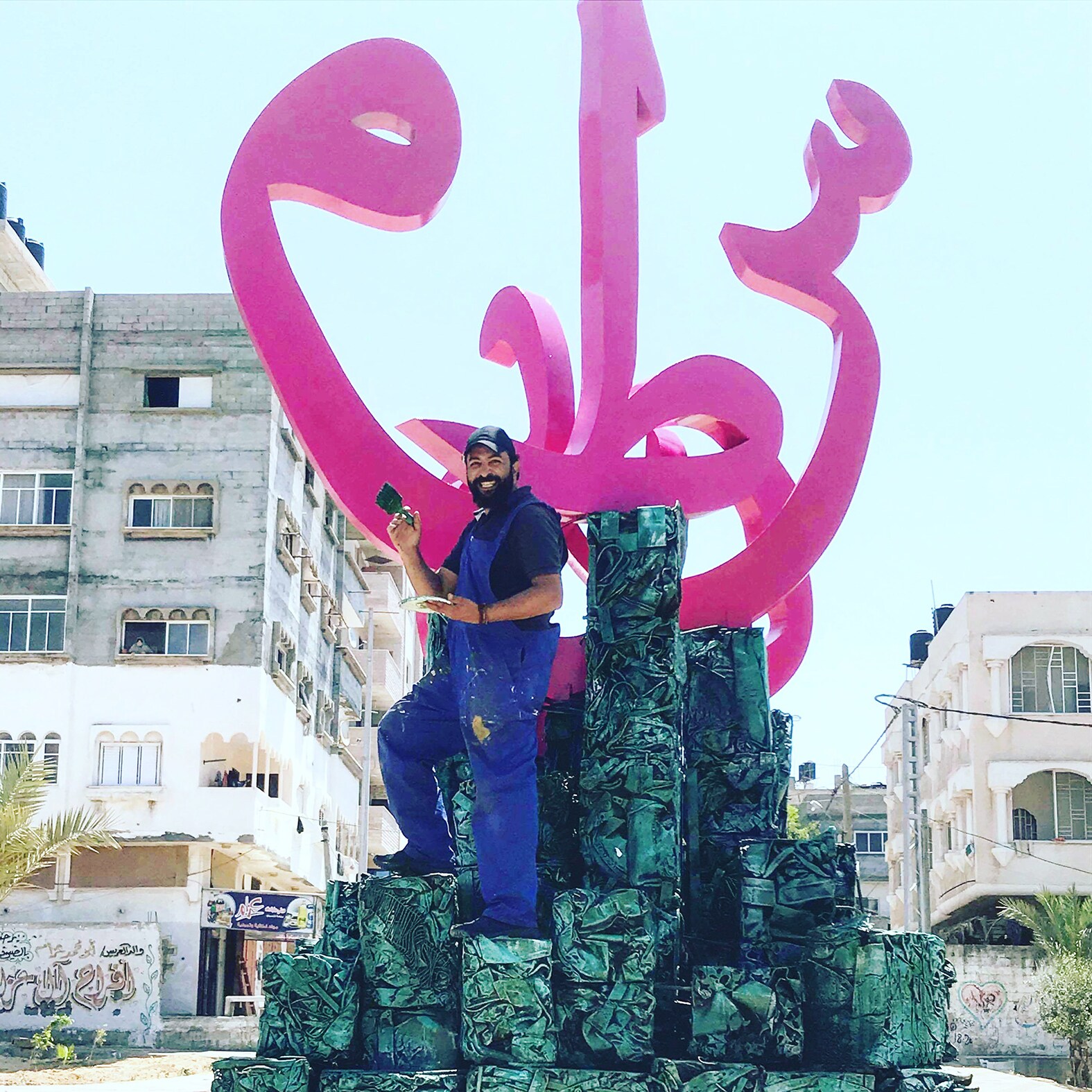 Kunst in de straten van Gaza moet inwoners troost bieden | De Morgen