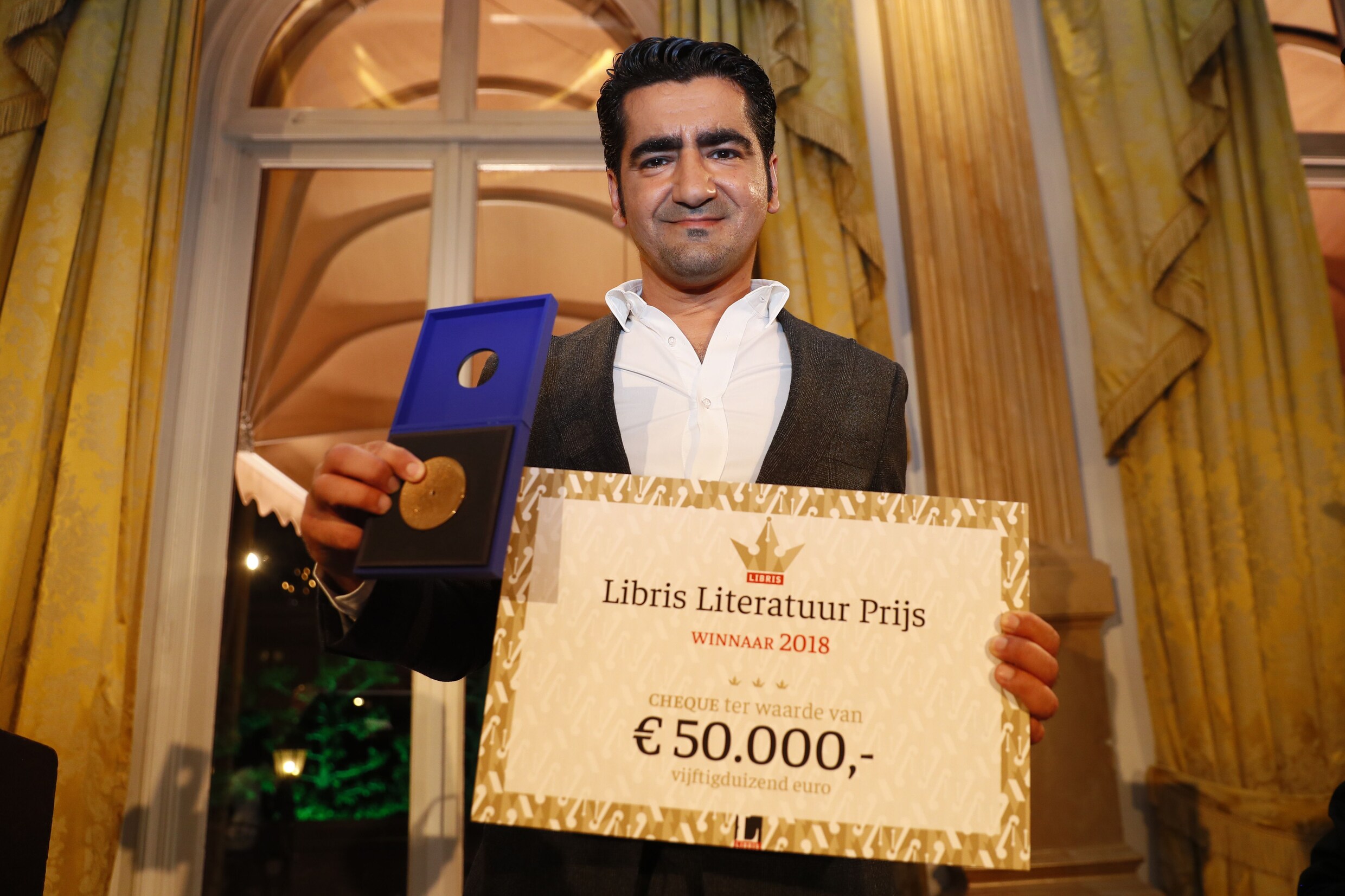 Murat Isik, de migrantenzoon die zich voor alles schaamde | De Morgen