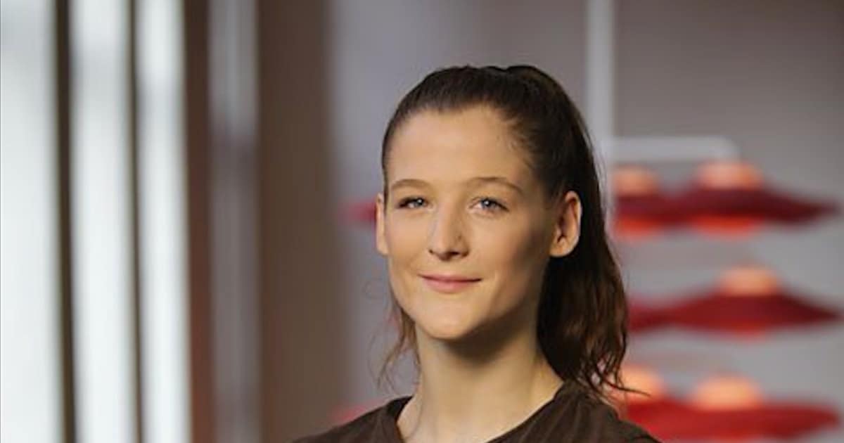 Vlaamse ballerina op wie 'Girl' gebaseerd is, treedt uit schaduw: "Ik ...