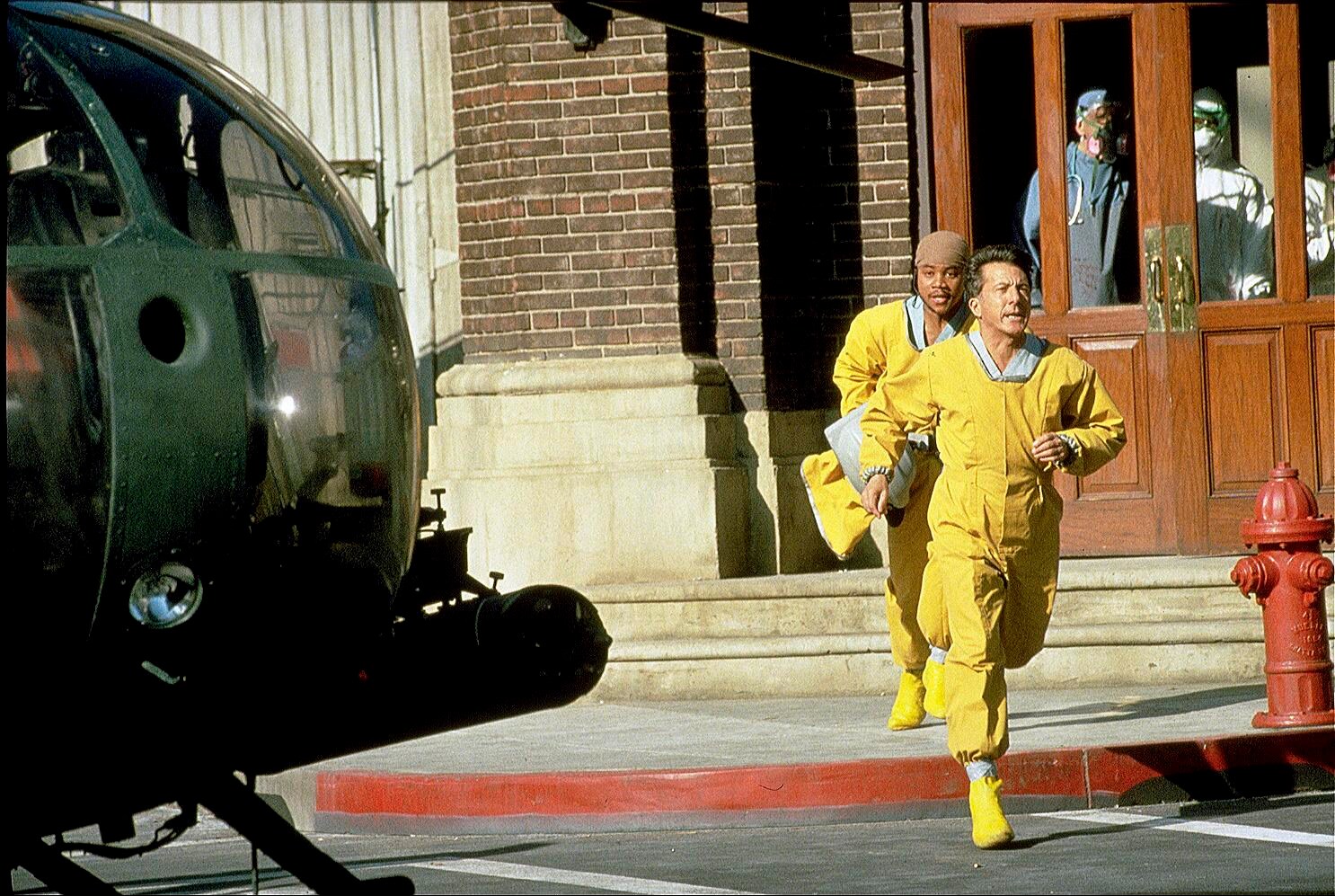 Je op dit moment aan een virusfilm vergapen, is ongeveer hetzelfde als ...