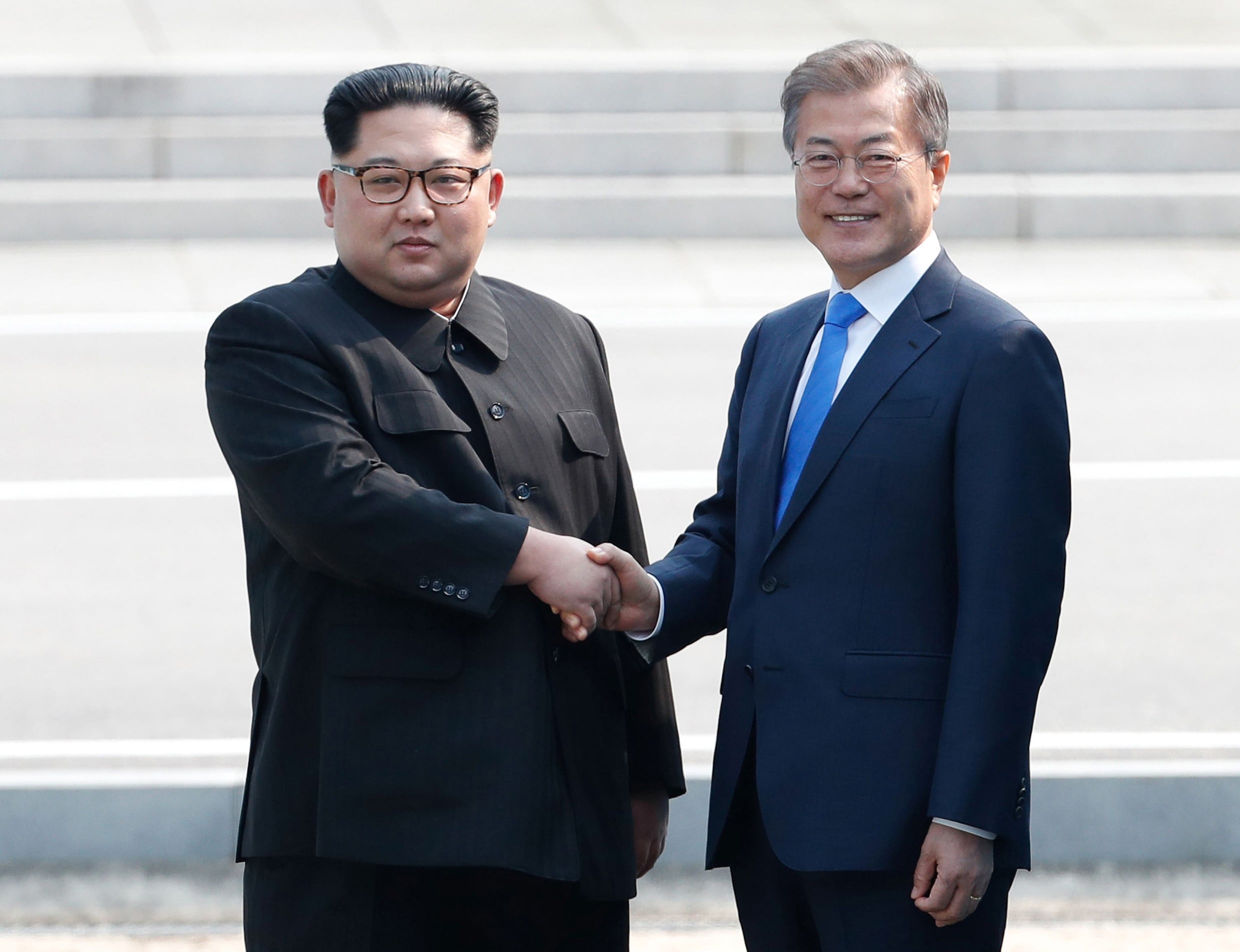 Moeder en zoon zien elkaar na 65 jaar voor eerst terug op Koreaanse ...