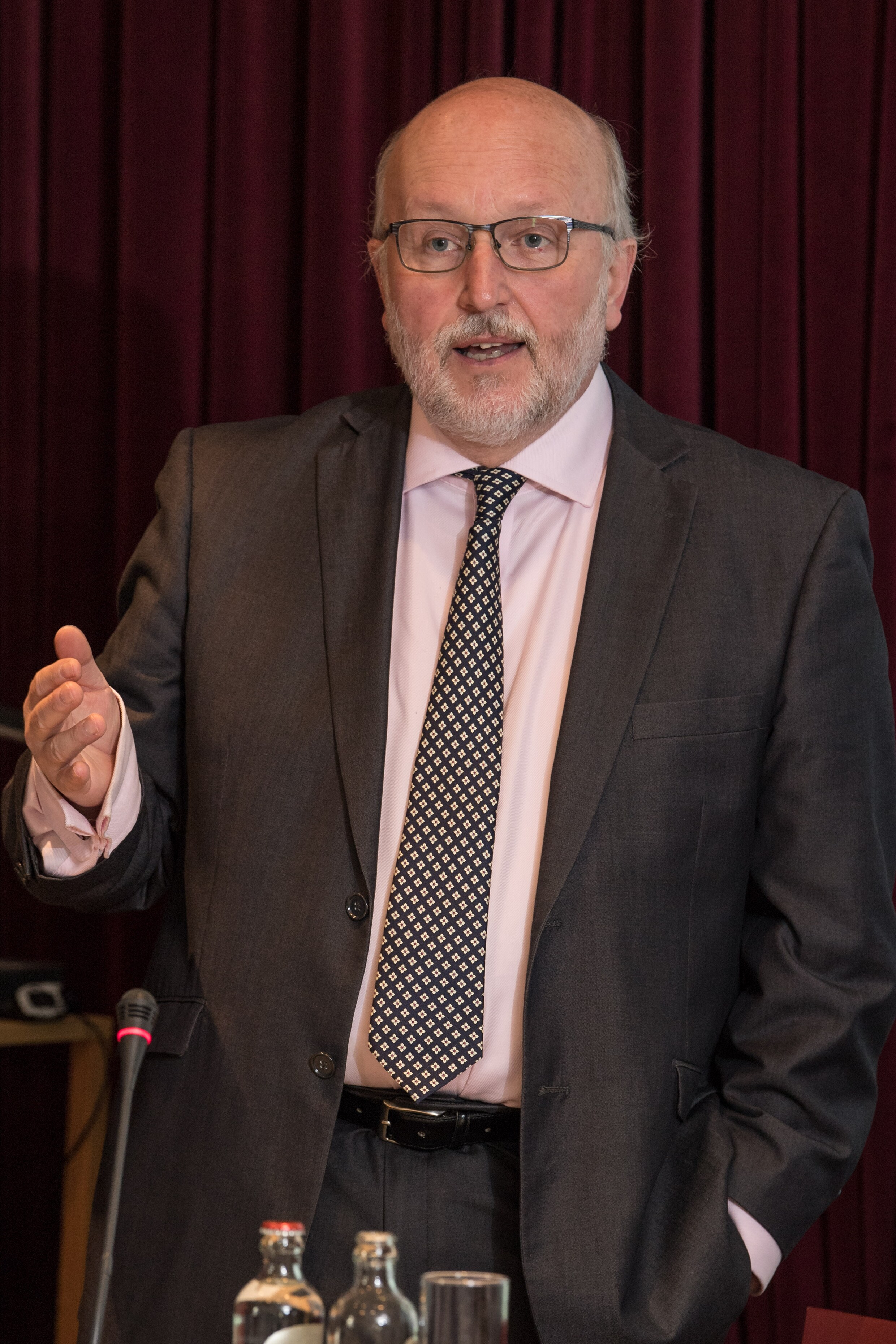 OESO-topman Dirk Van Damme: ‘Links heeft kwaliteit van onderwijs ...