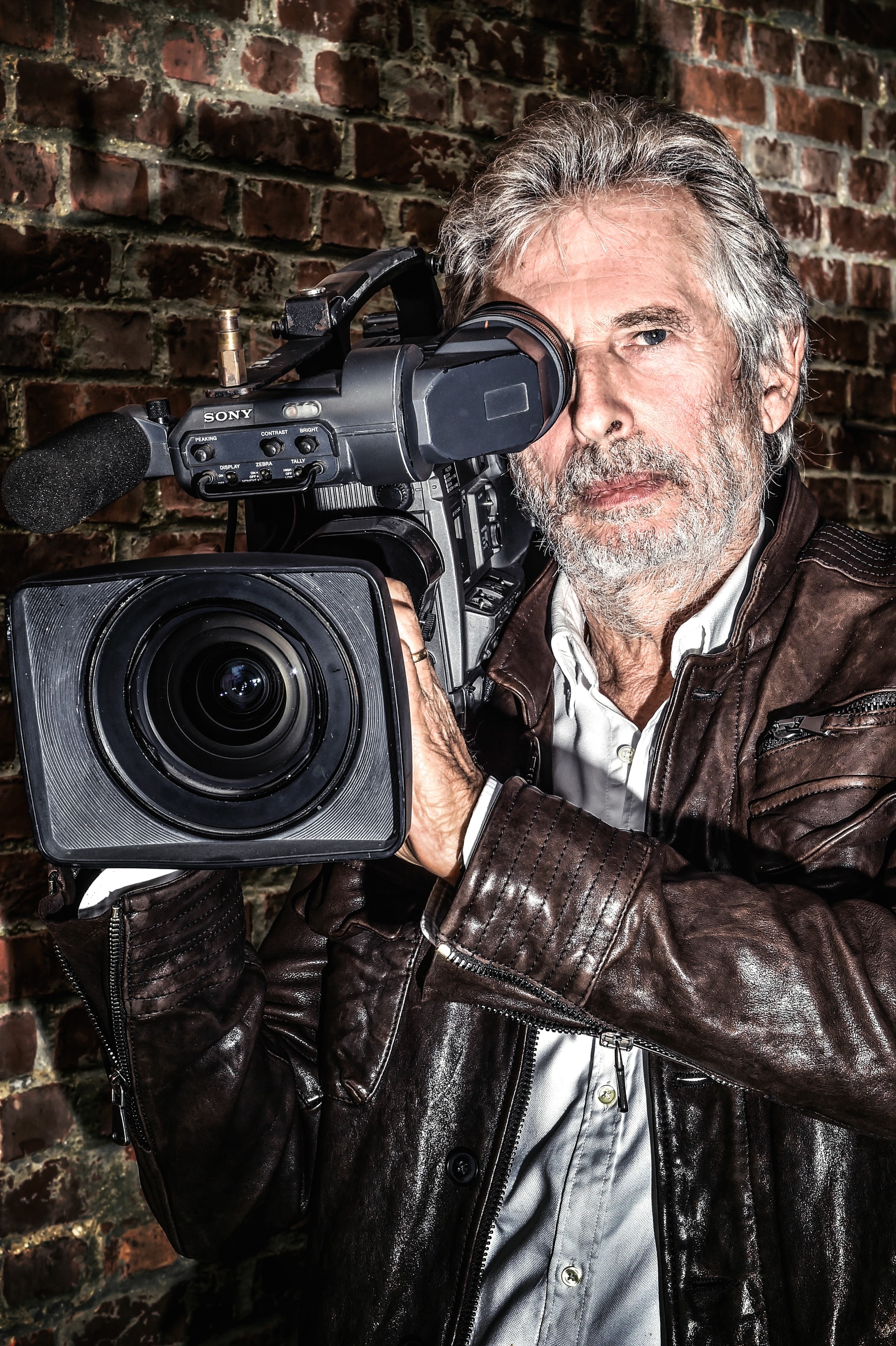 Jambers: "De Wever was ziek. Zijn gezin was aan het skiën, en hij zat ...