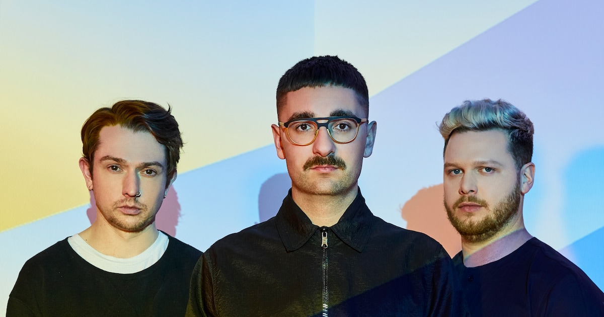 Scheer die baard maar af, de echte hipster heeft nu een snor | De Morgen