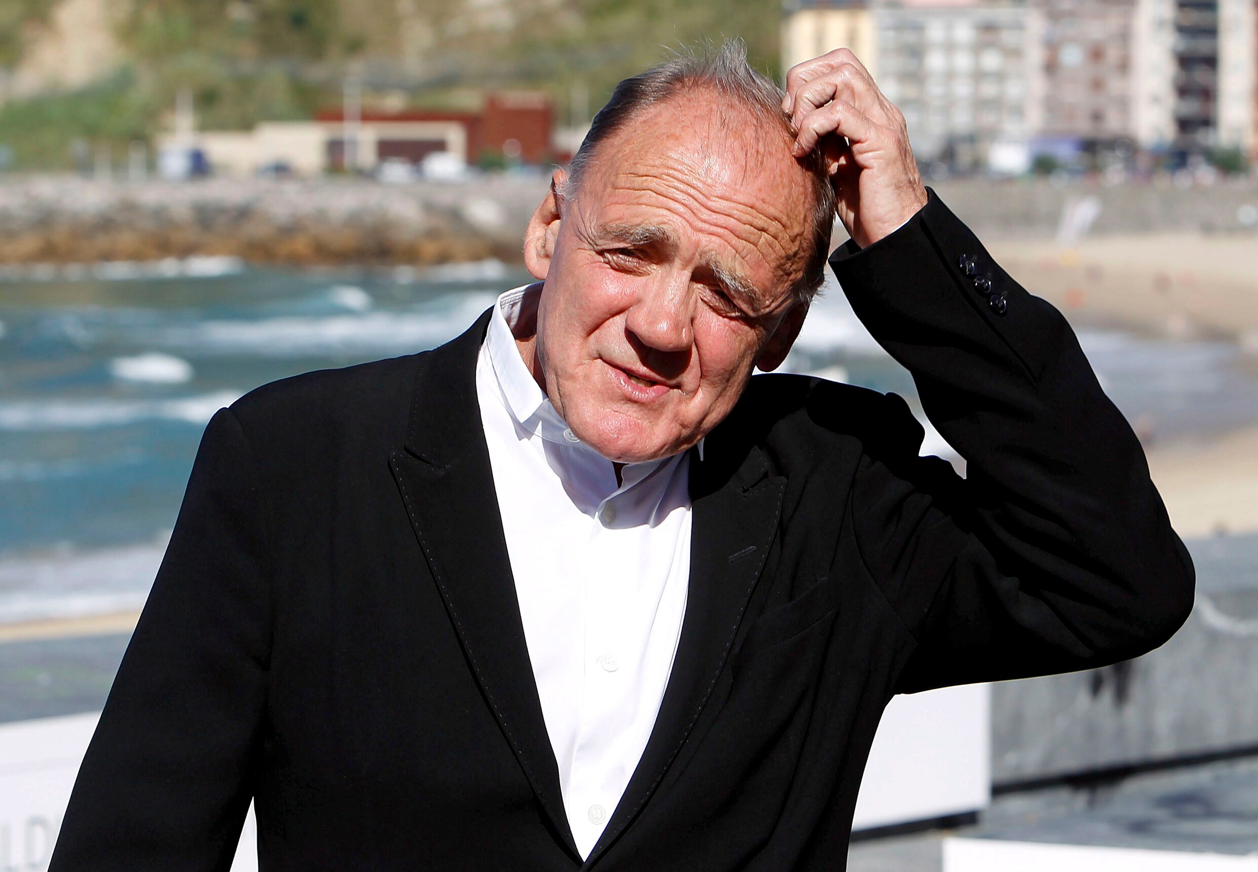 Hoe extreem zijn rollen ook waren, Bruno Ganz wist ze kwetsbaarheid mee ...