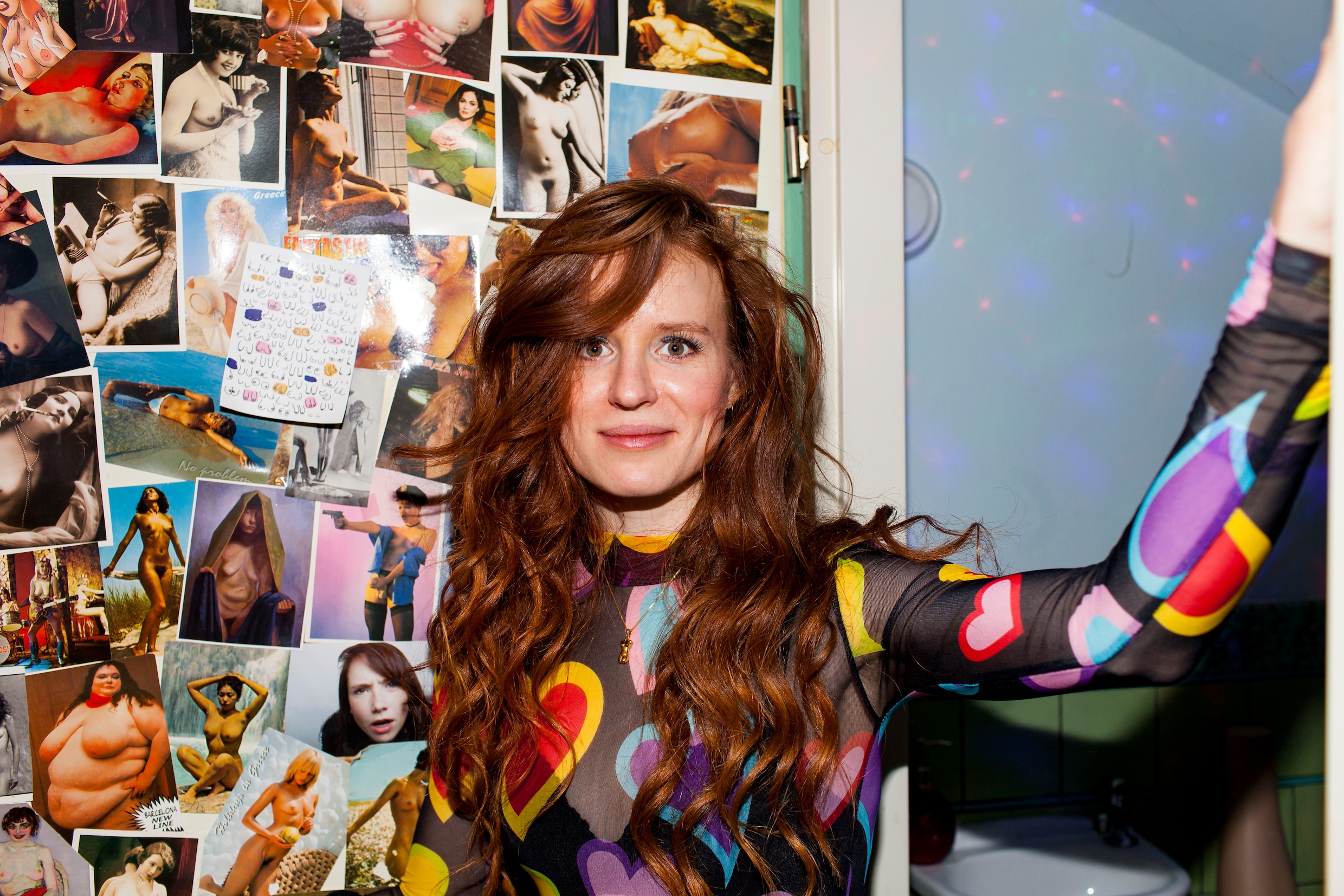 Om als vrouw gehoord te worden móét het expliciet zijn, vindt ze. Wie ...