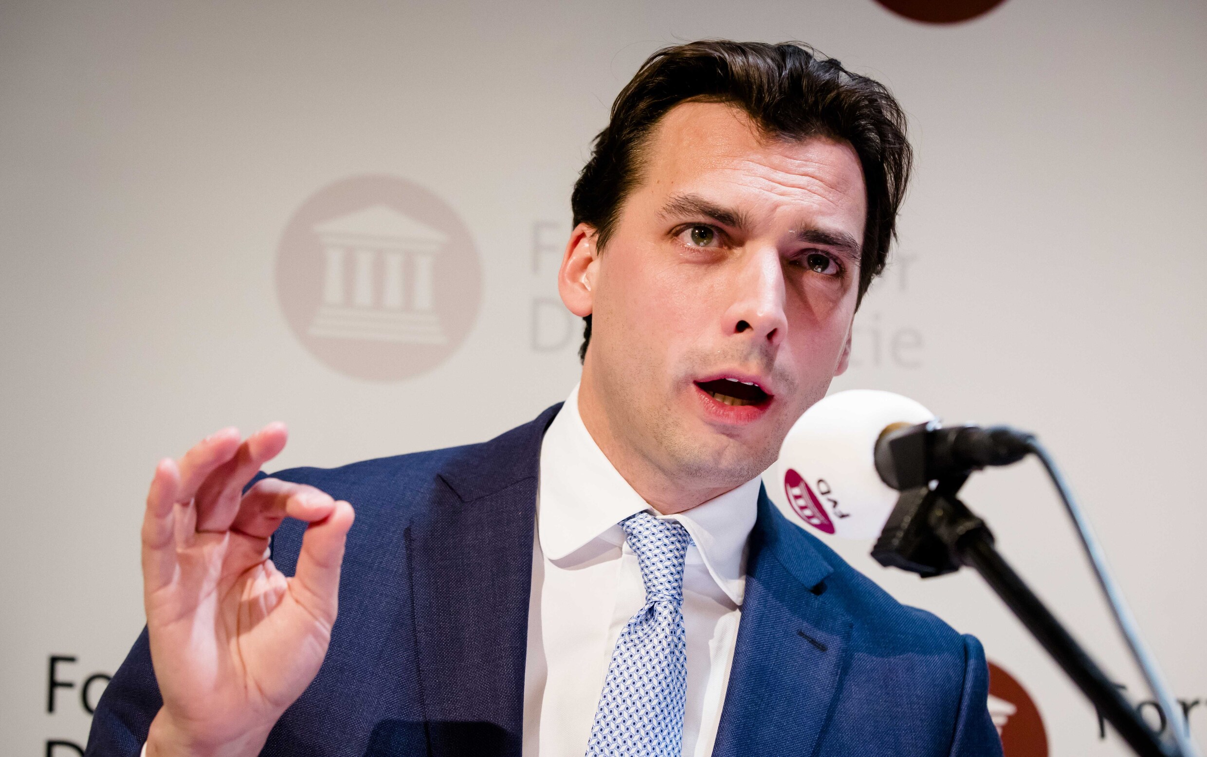 Spectaculaire doorbraak voor Thierry Baudets rechtse partij FvD: “Stupiditeit van Mark Rutte is ...