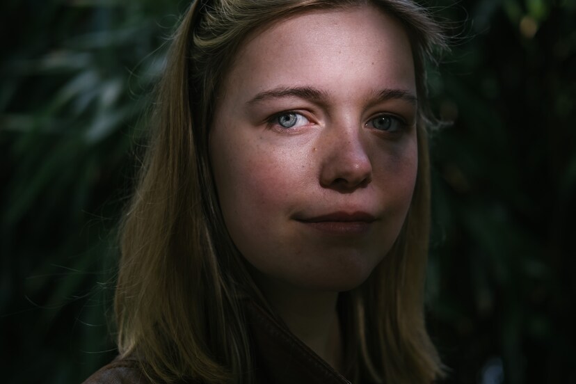 Lore werd op haar vijftiende verkracht: ‘Er breekt iets. Je lichaam, je ...