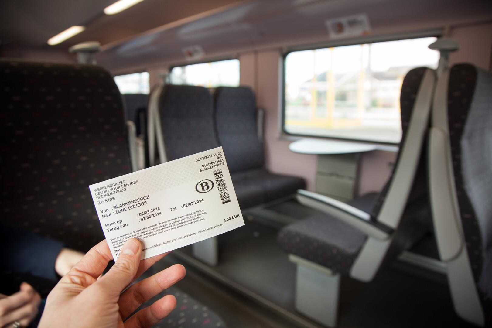 Treintickets en -abonnementen worden duurder | De Morgen