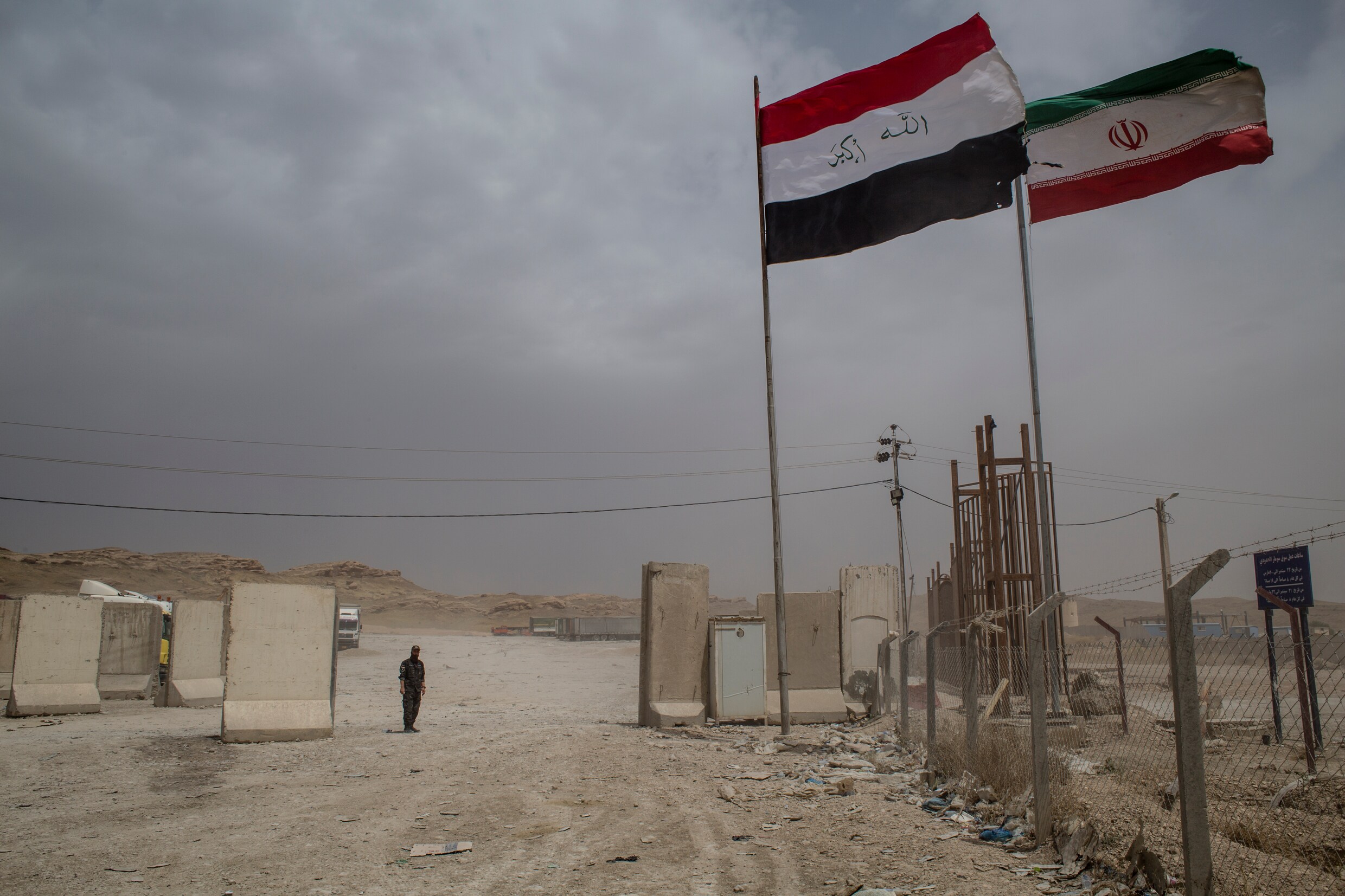 Per auto door Irak, waar de VS en Iran wedijveren om de macht over het ...