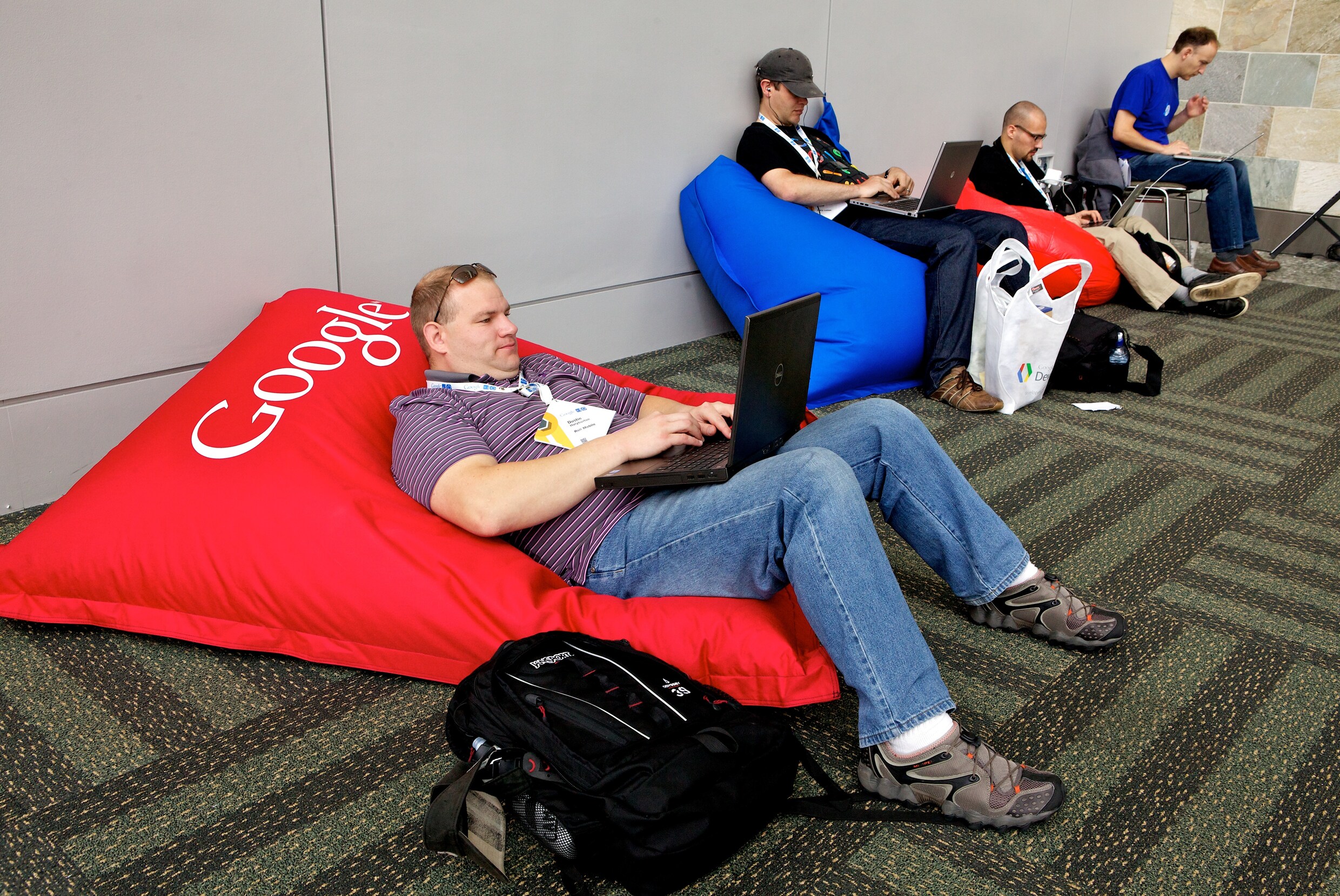 ‘Een programmeur? Een blanke jongeman met hoody’: techjournalist Clive ...