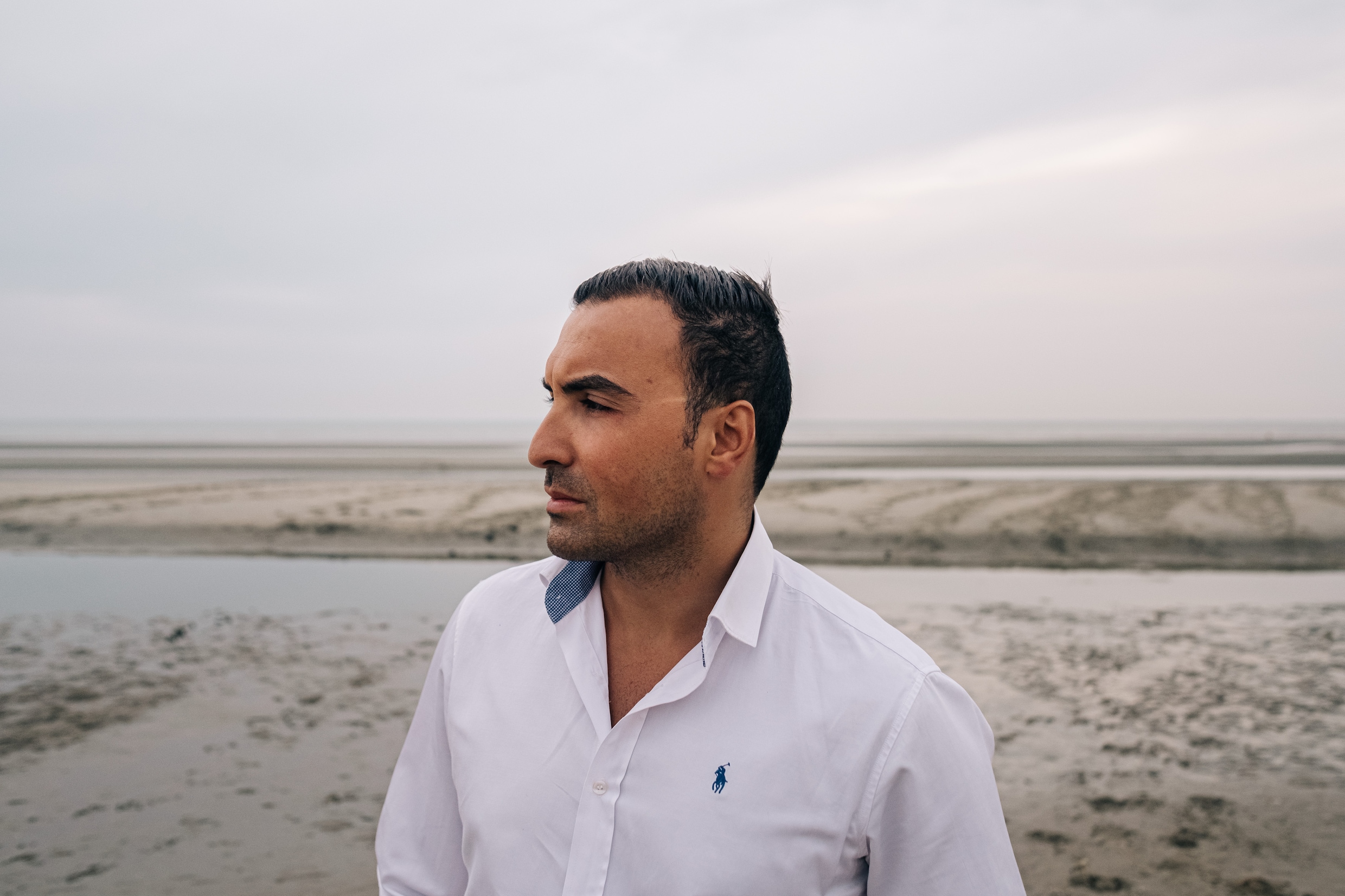 Gentse imam Khalid Benhaddou mag nu toch vrij naar de VS reizen | De Morgen