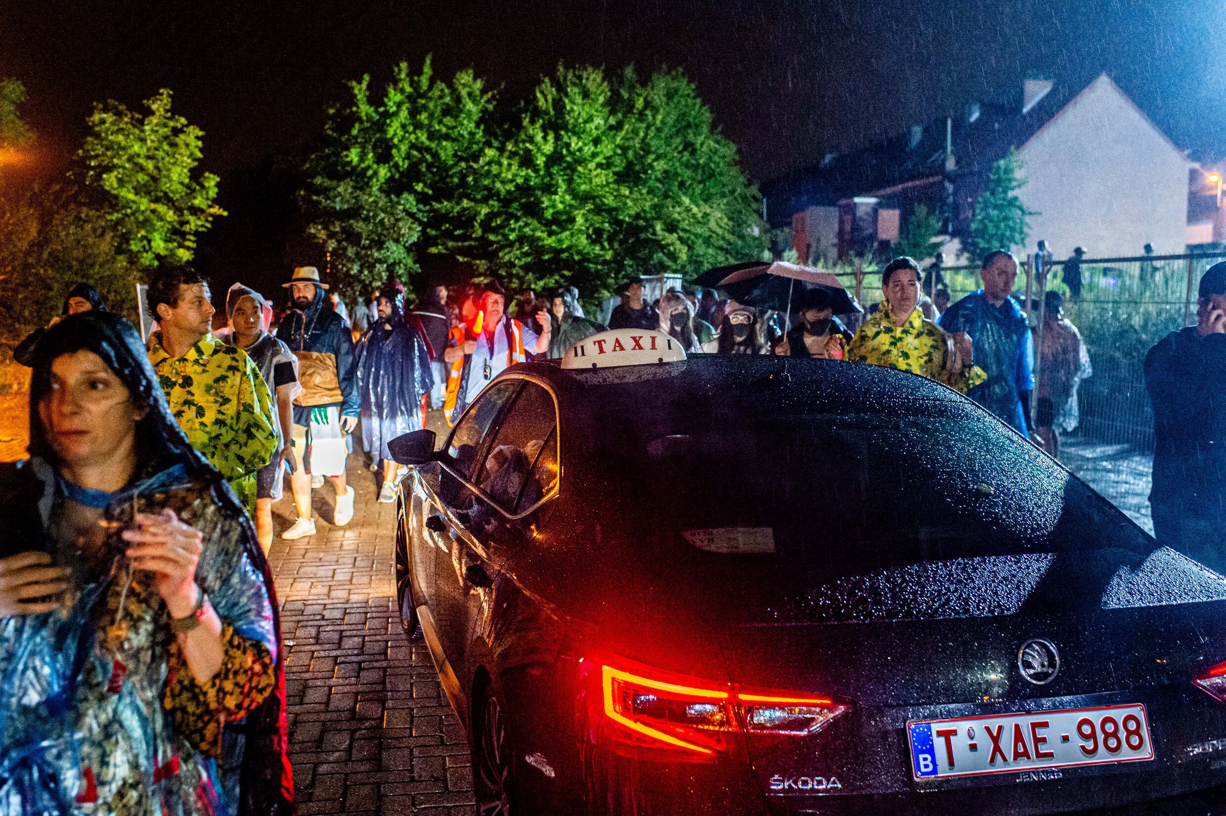 Taxi Tomorrowland: ‘Ik weet dat ik in het zak zal worden gezet’ | De Morgen