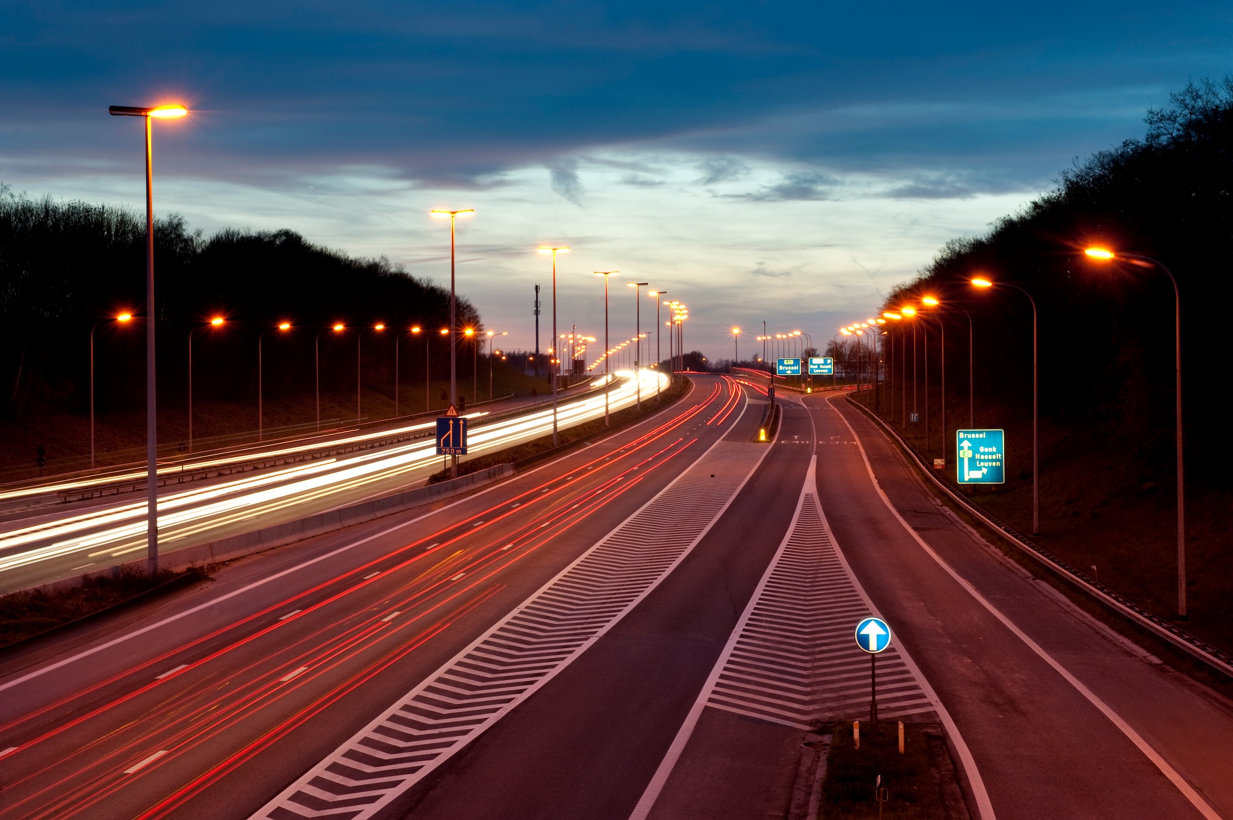 ‘Gebruik meer rood licht’: zo kunnen we de toenemende lichtvervuiling ...