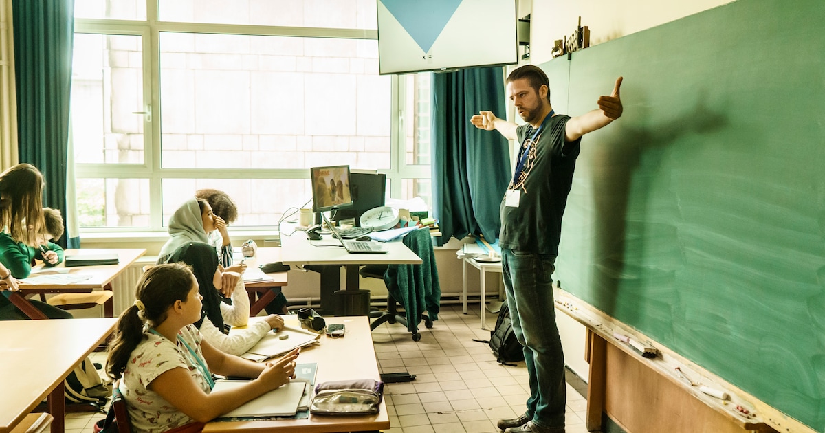 Van extra laptops tot fietsvergoeding: zo wordt het beroep van leraar ...