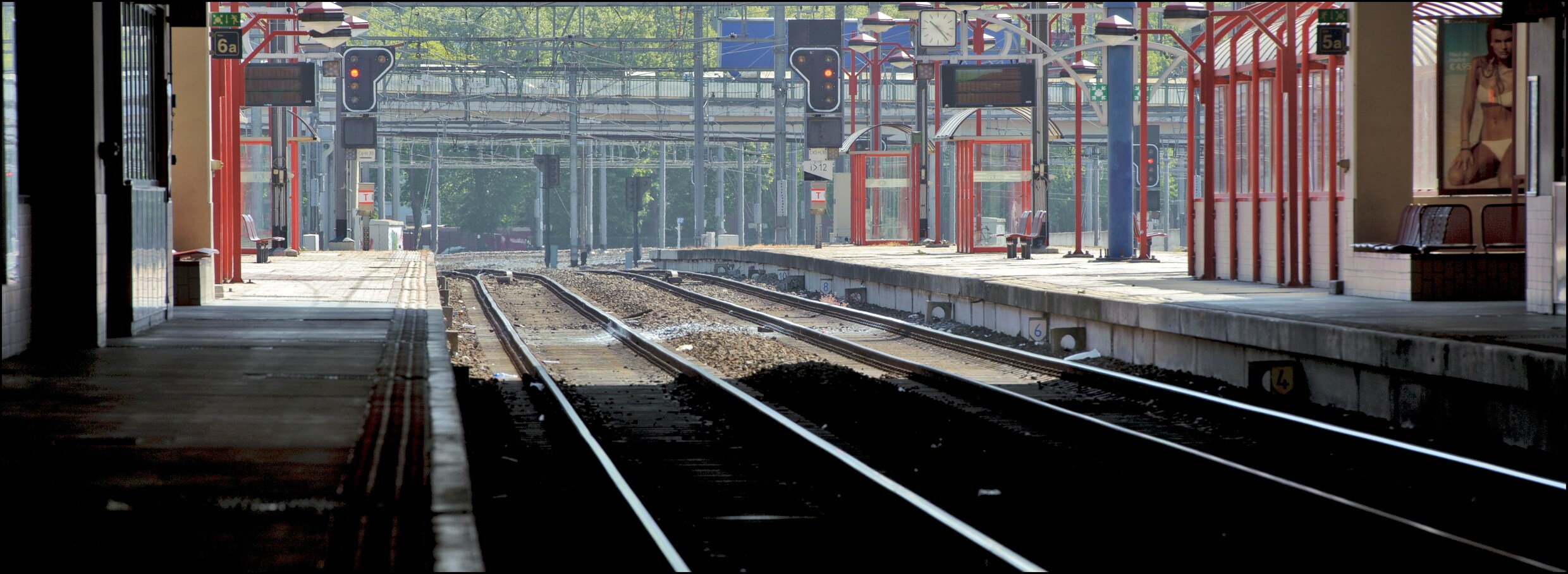Staking NMBS Logistics: "Werking volledig plat in Antwerpen" | De Morgen