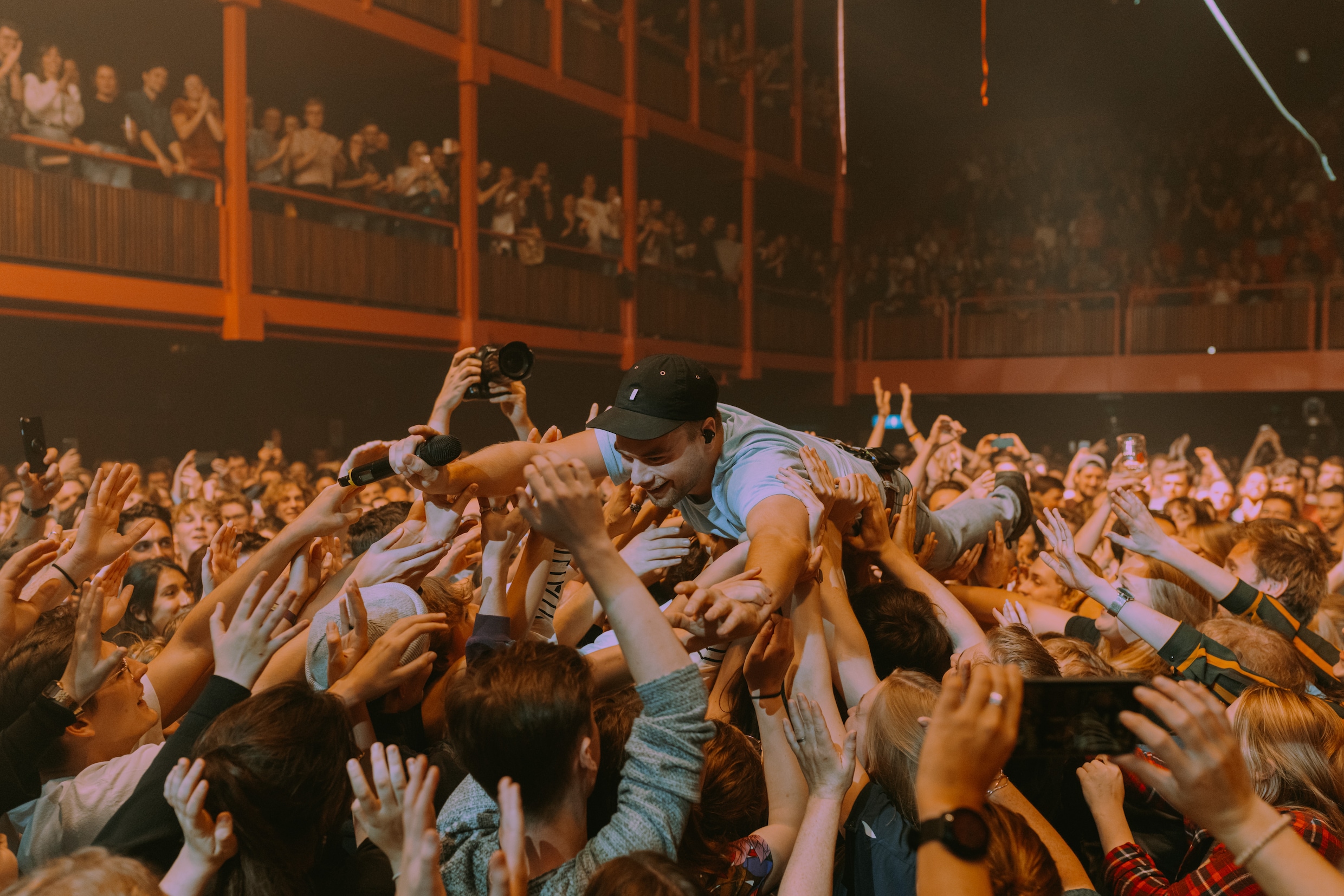 AB organiseert vanaf september opnieuw voornamelijk Belgische concerten ...