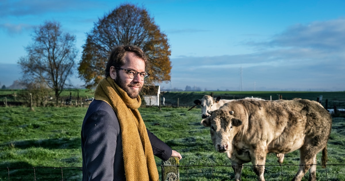 Er is in dit nauwelijks bestuurbare land een stille staatsgreep gebeurd ...