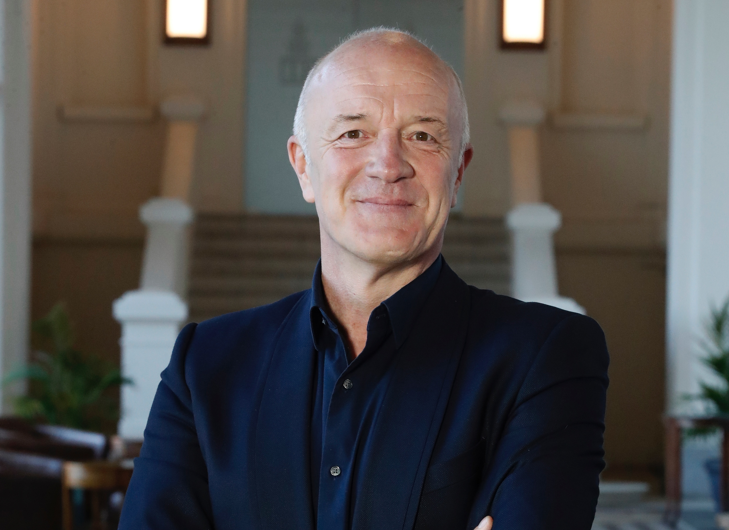 Geert Hoste reageert op hetze rond geschrapte grap in ‘De ideale wereld ...