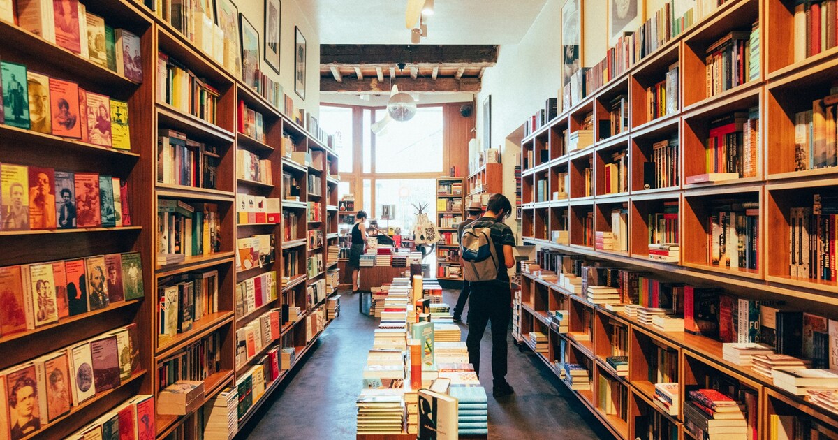 Een boek verkoopt gemiddeld nog 44 papieren exemplaren | De Morgen