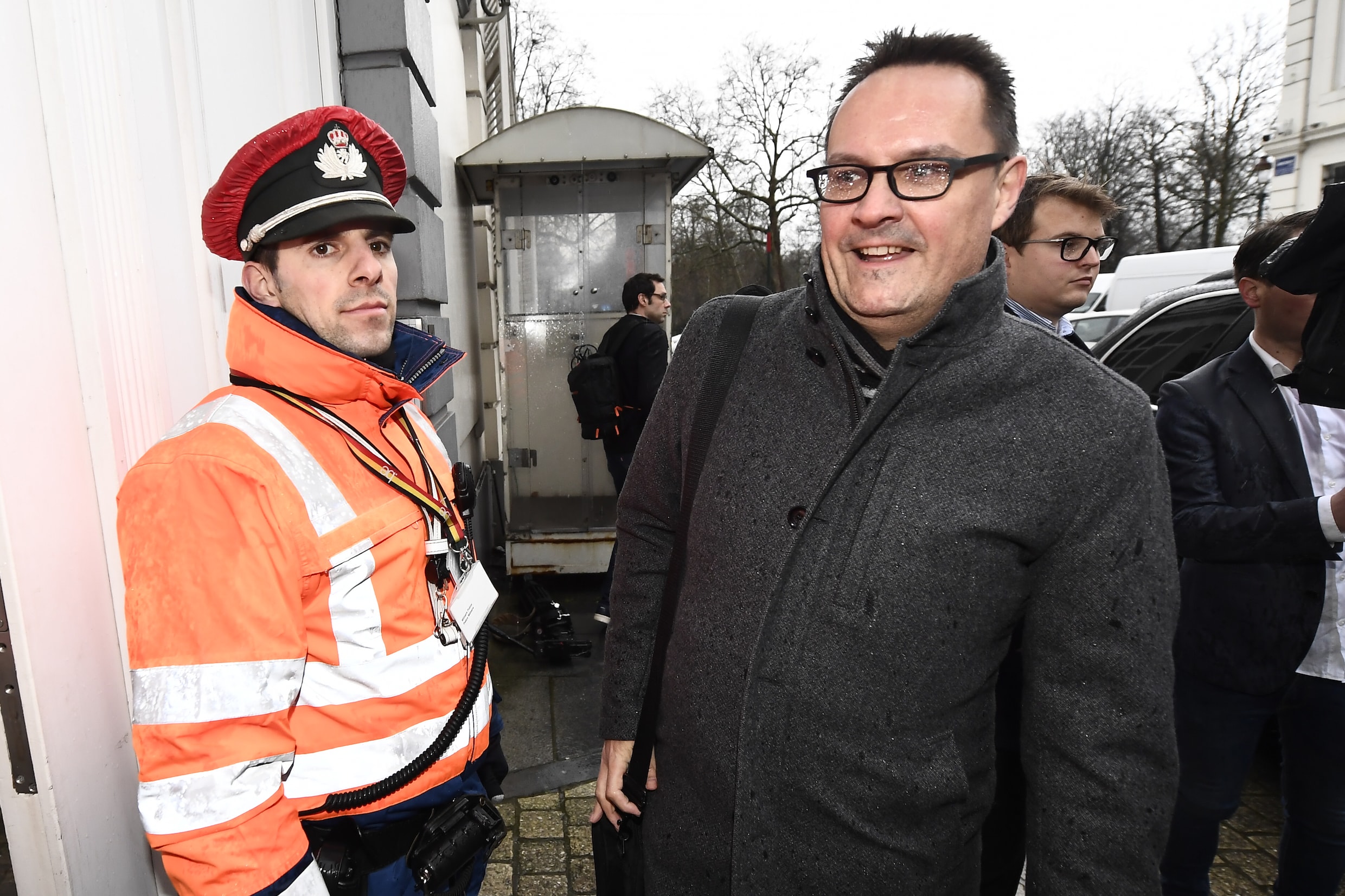 Hoe het coronavirus de horeca midscheeps treft | De Morgen