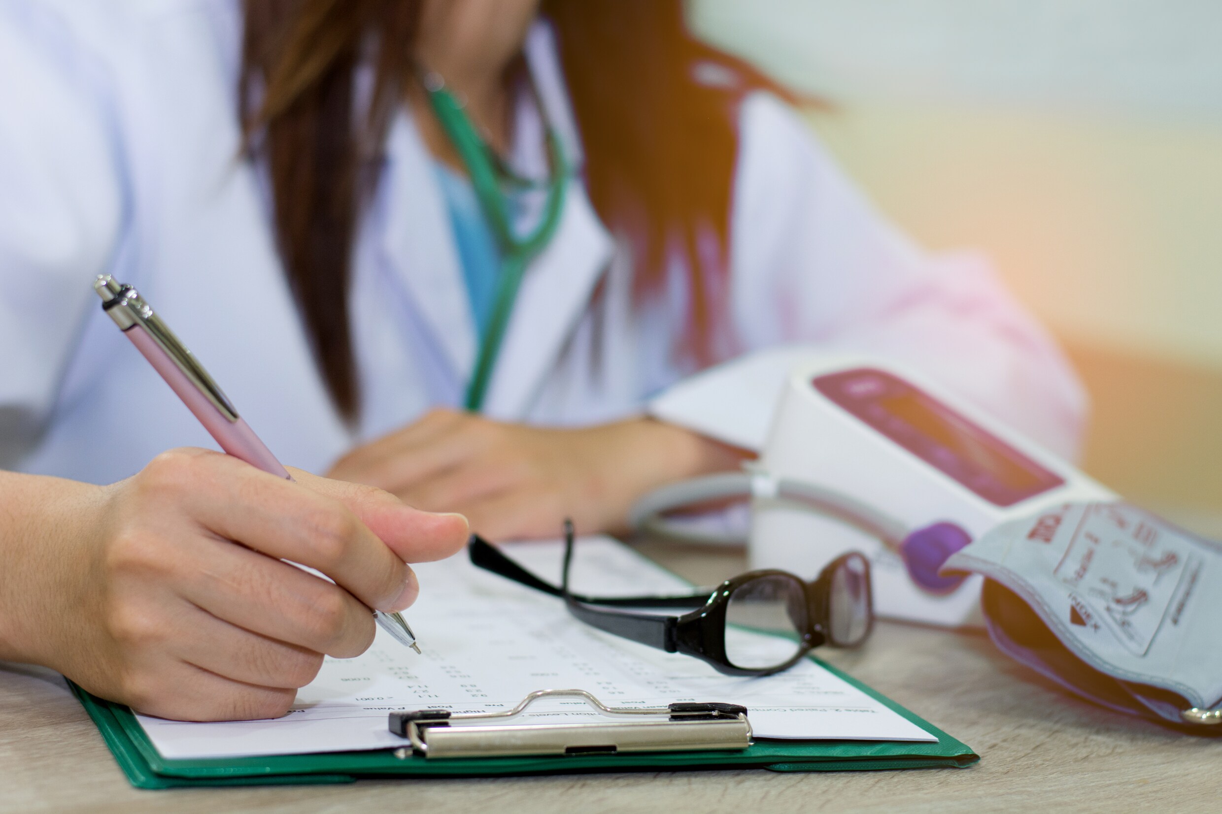 Aantal ‘eendagszieken’ piekt sinds doktersbriefje niet meer nodig is ...