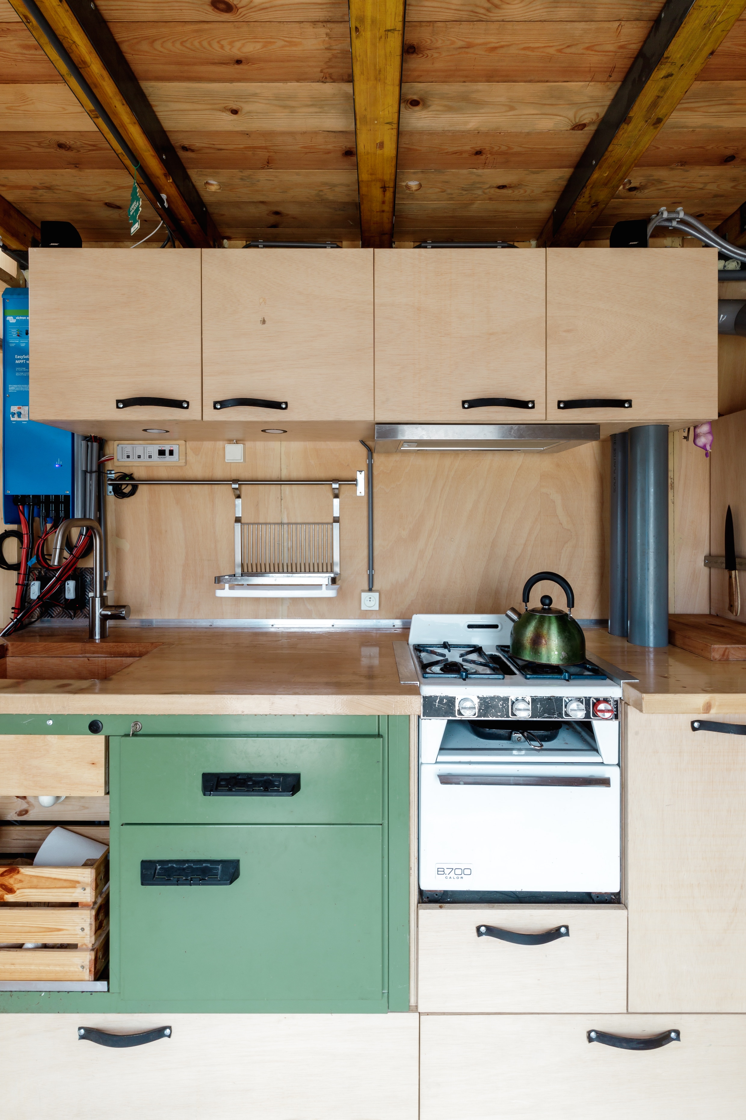 Wonen op de weg in ‘Maison Camion’ | De Morgen