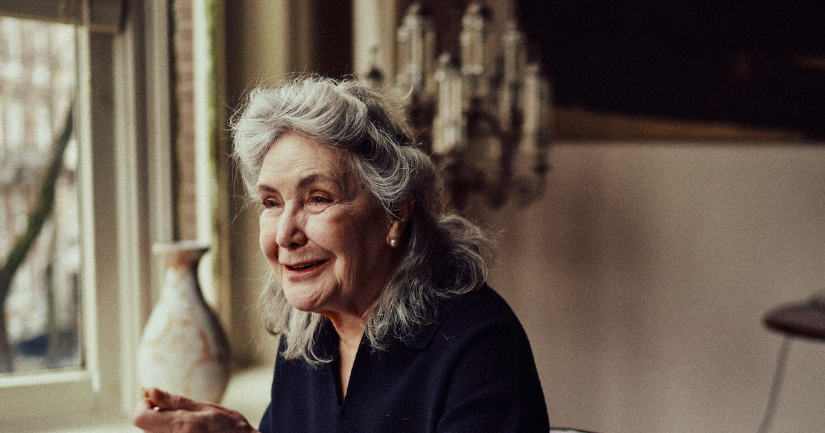 Deborah, de vrouw die al 50 jaar Remco Campert bemint: ‘Als Remco ...