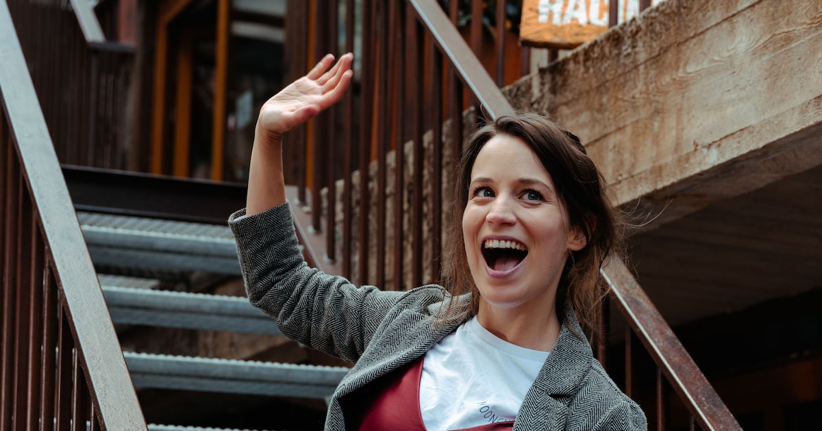 Nu kussen of handen schudden niet meer mag: hebben we nieuwe ...