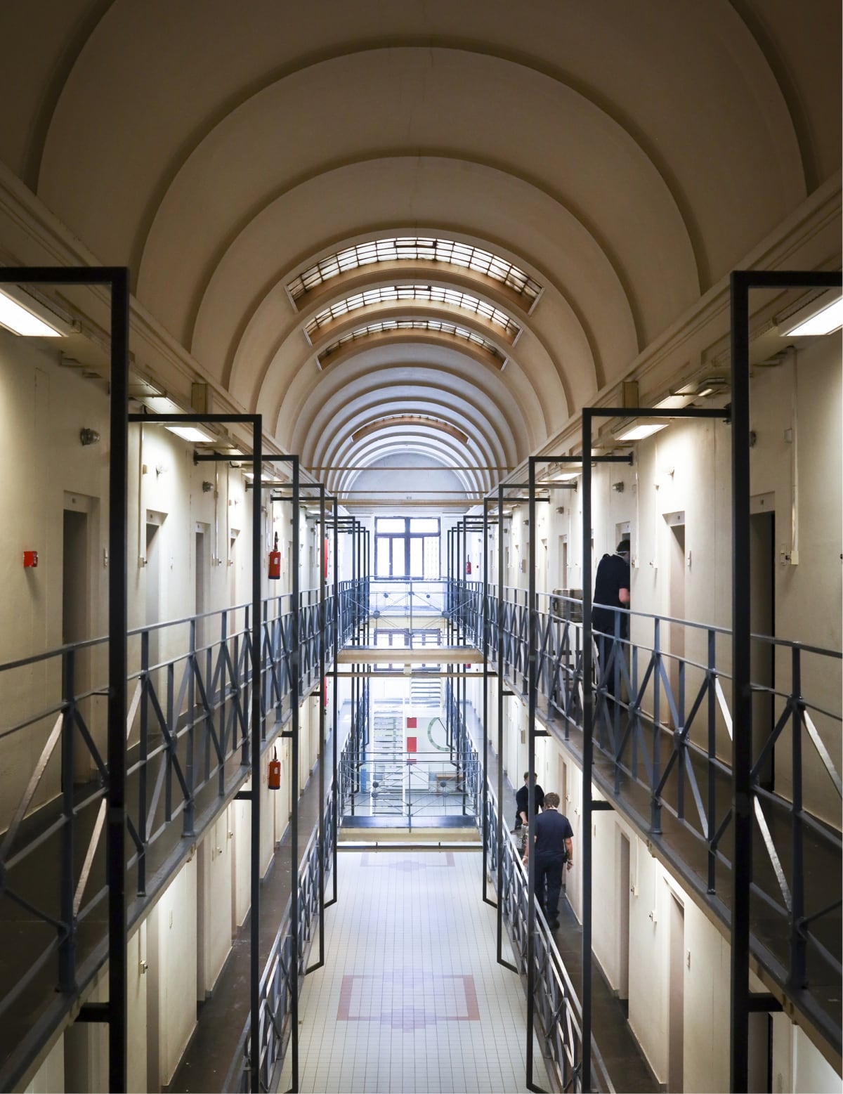 Hoe corona het leven in de gevangenis compleet veranderde: ‘Ik heb de ...