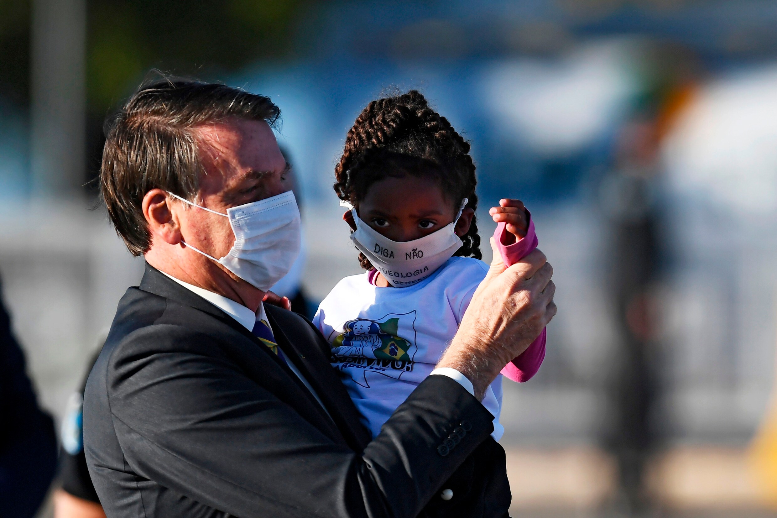 Braziliaanse president Bolsonaro getest op coronavirus na symptomen ...