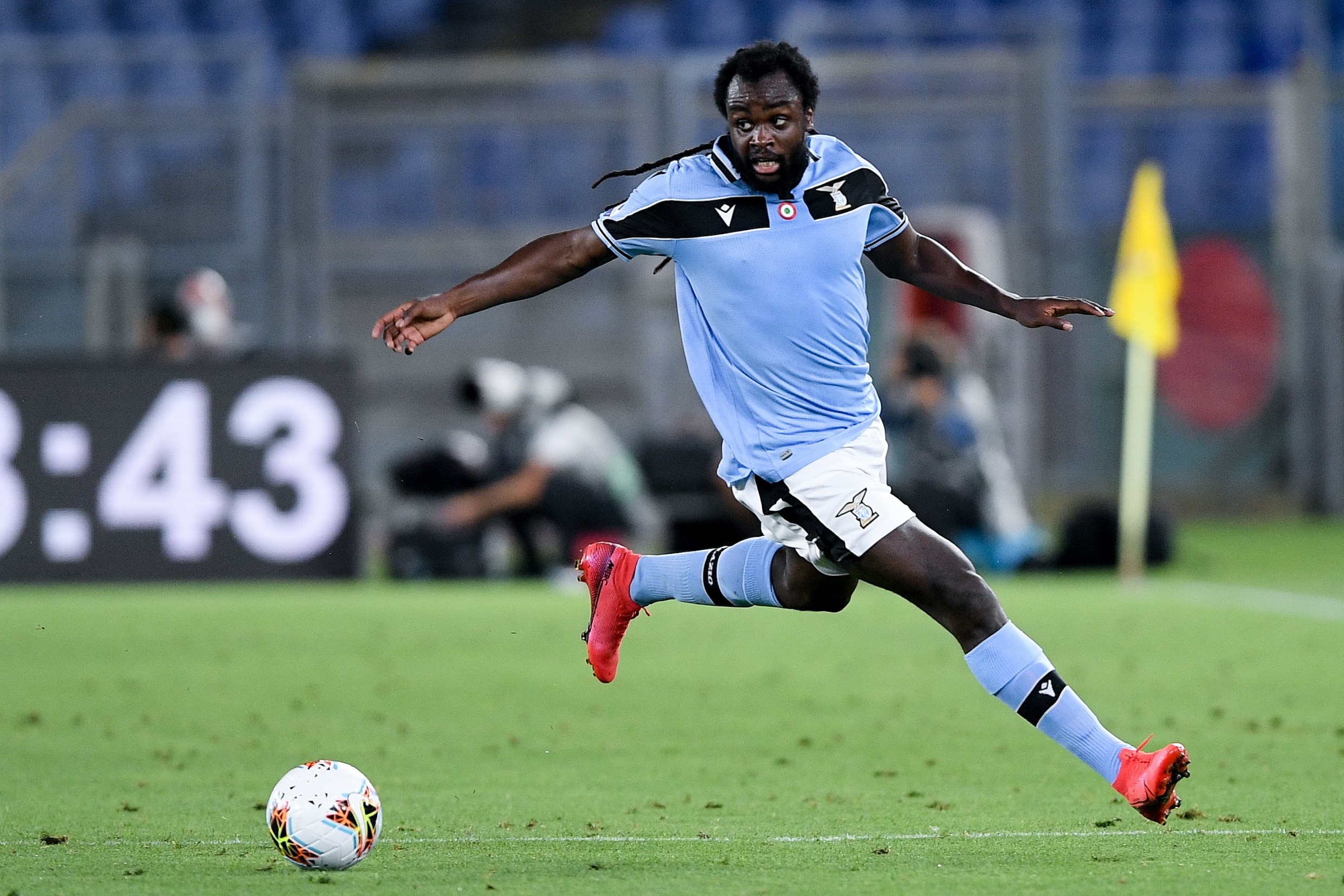 5 vragen bij de komst van de ‘bad boy’ Jordan Lukaku naar Antwerp | De ...