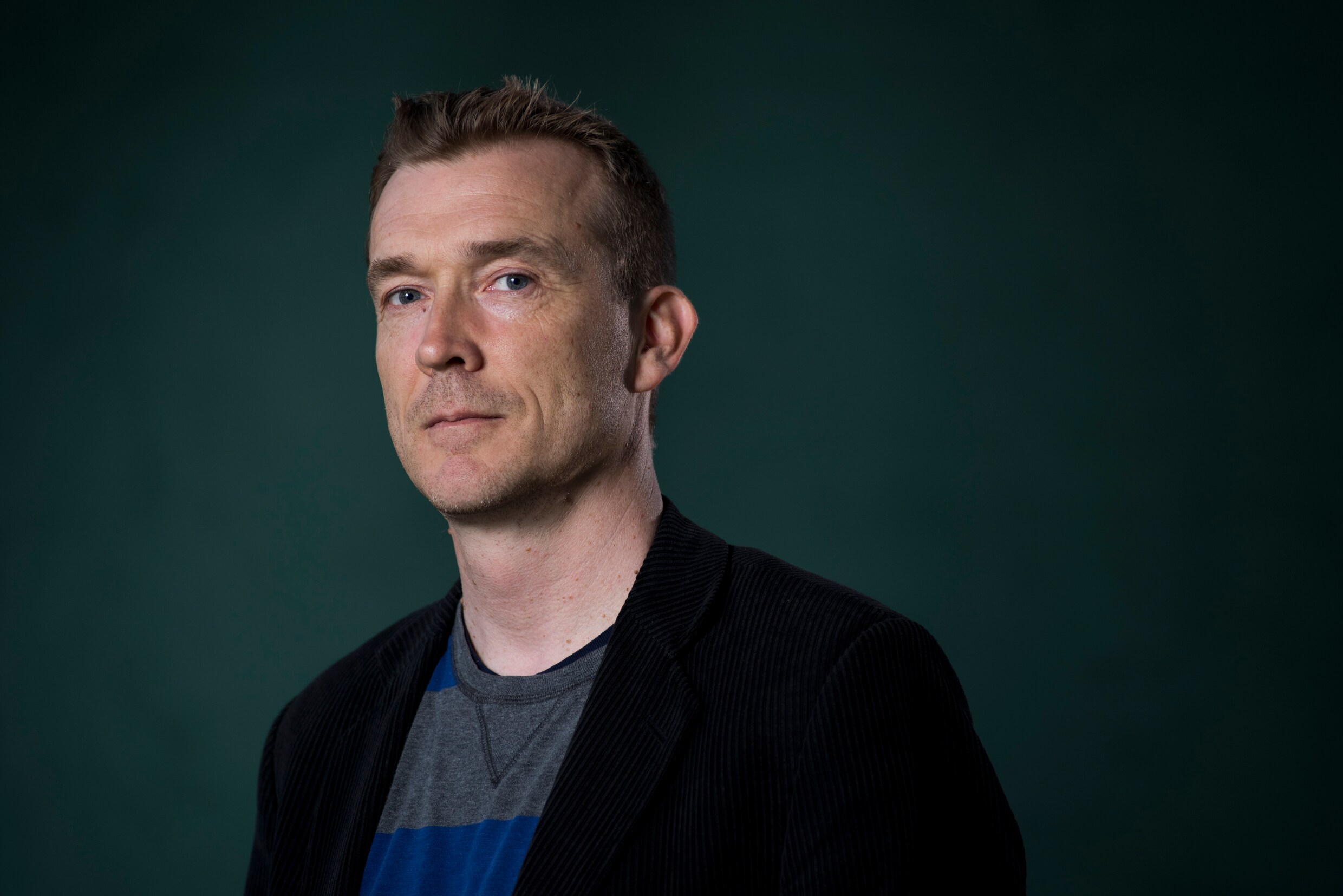 ‘Luister naar de playlist van je kinderen’: schrijver David Mitchell ...