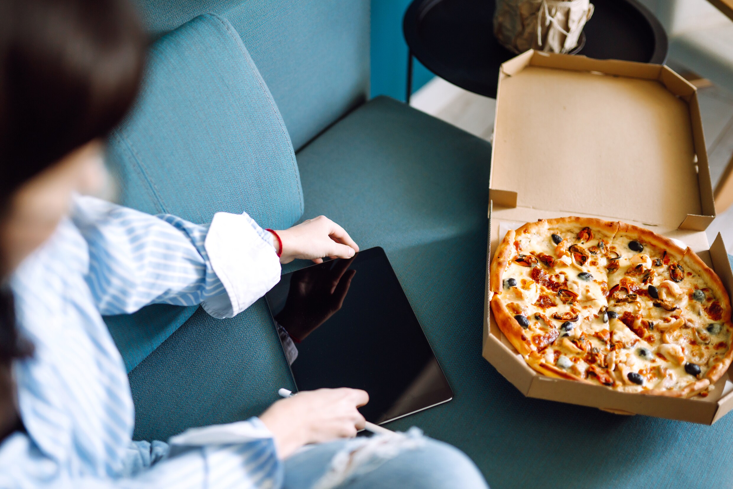 Is het slecht om ’s avonds laat te eten? | De Morgen