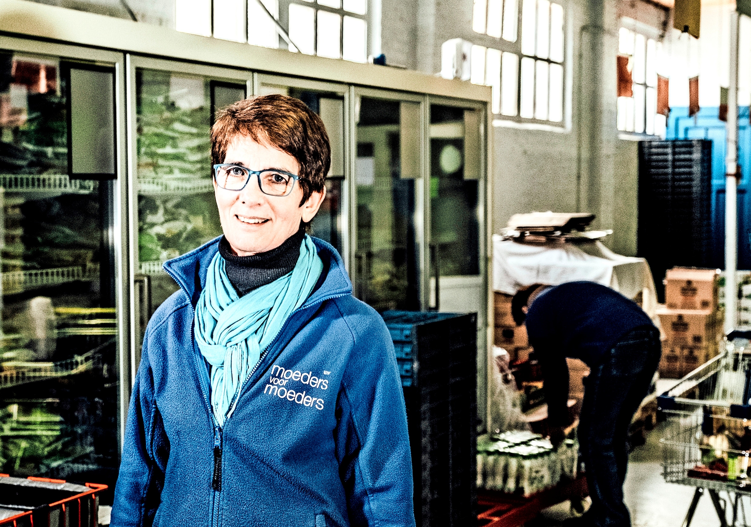 Waarom Moeders voor Moeders vrouwen nog liever buiten laat staan dan hoofddoeken toe te laten ...