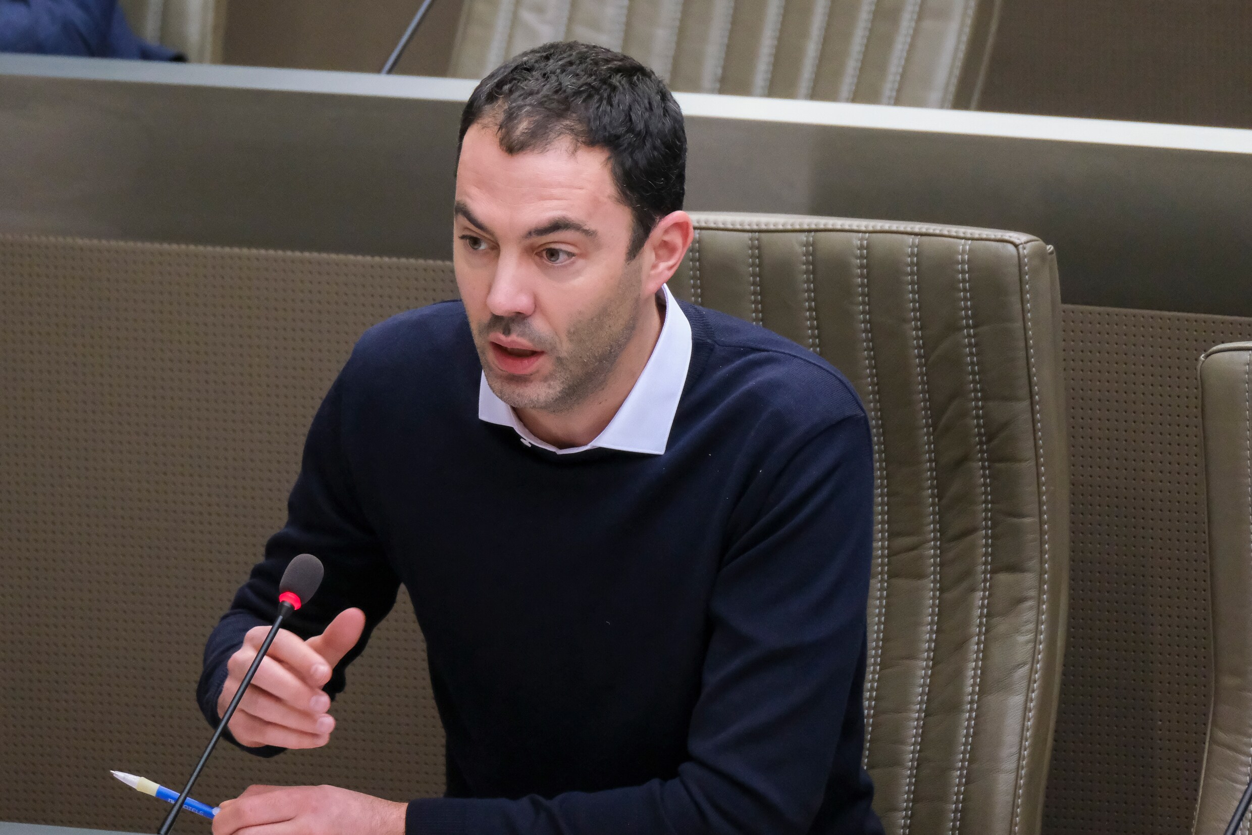 Groen wil maximumsnelheid op autosnelwegen beperken tot 100 km/u | De ...