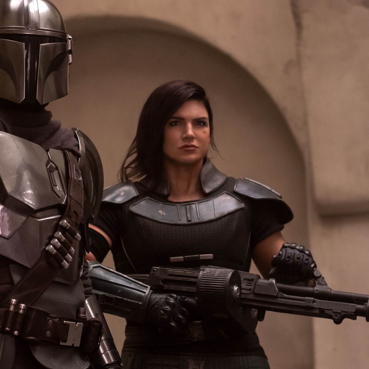 Gina Carano Nesten Menneskelig